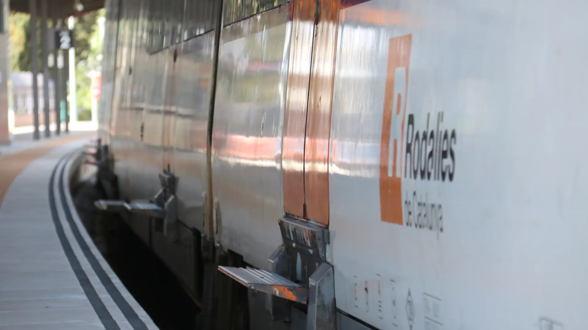 Restablecida la circulación de trenes de la línea R3 de Rodalies entre Mollet Santa Rosa y Parets