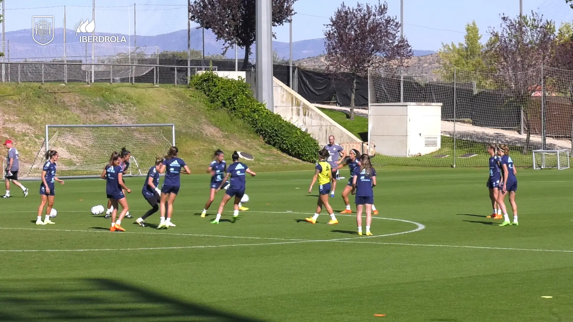 Vídeo: La Selección Española Femenina se prepara en la Ciudad del ...
