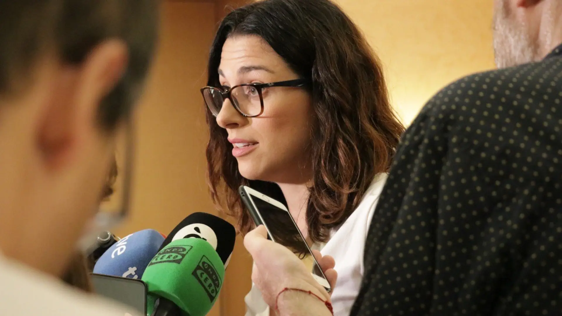 El Consell Sigue Negociando Sobre El Requisito Lingüístico Para Acceder