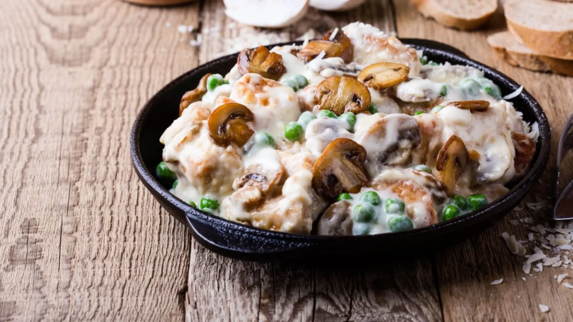 Receta de setas con bechamel, un plato sencillo, rápido y delicioso