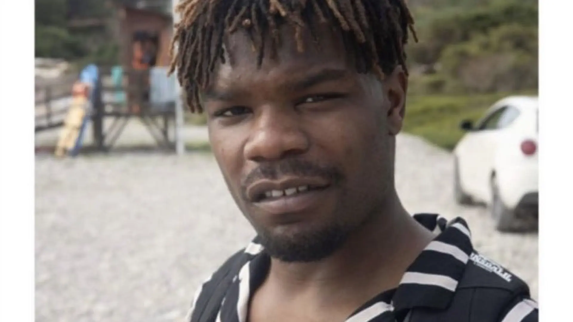 El rugby inglés se moviliza para encontrar a la joven estrella Levi Davis