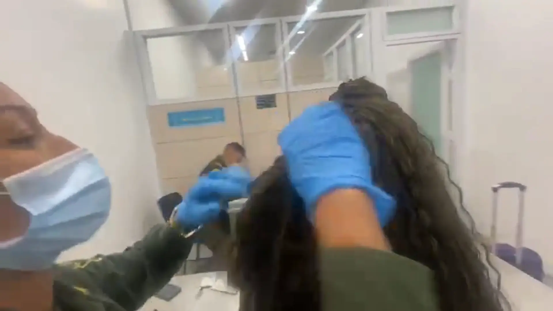 Detienen en Colombia a dos mujeres que pretendían llevar cocaína a ...