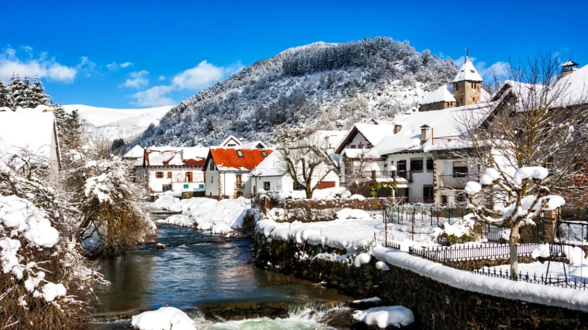 20 pueblos bonitos de España para visitar en invierno