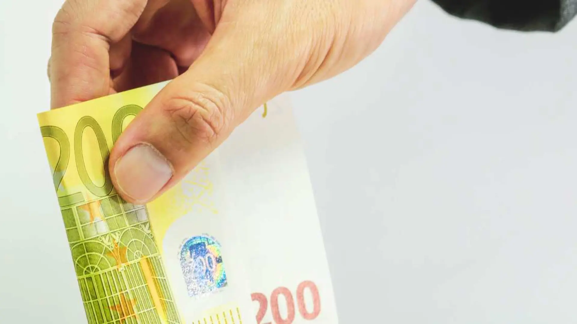 La Agencia Tributaria ya tiene fecha para el segundo pago del cheque de ...