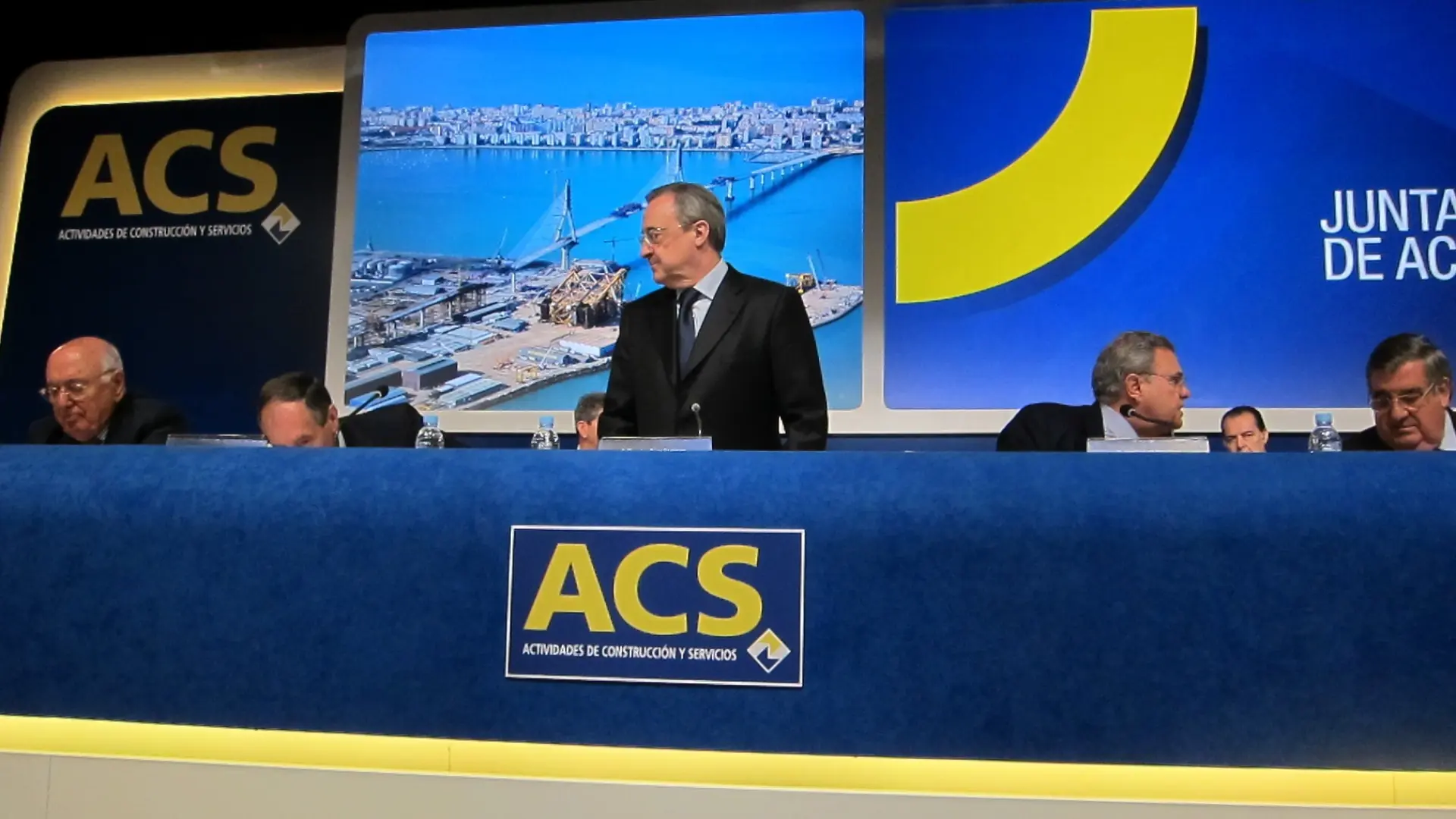 ACS y Sacyr ampliarán capital por un máximo de 140 y 14,5 millones cada una