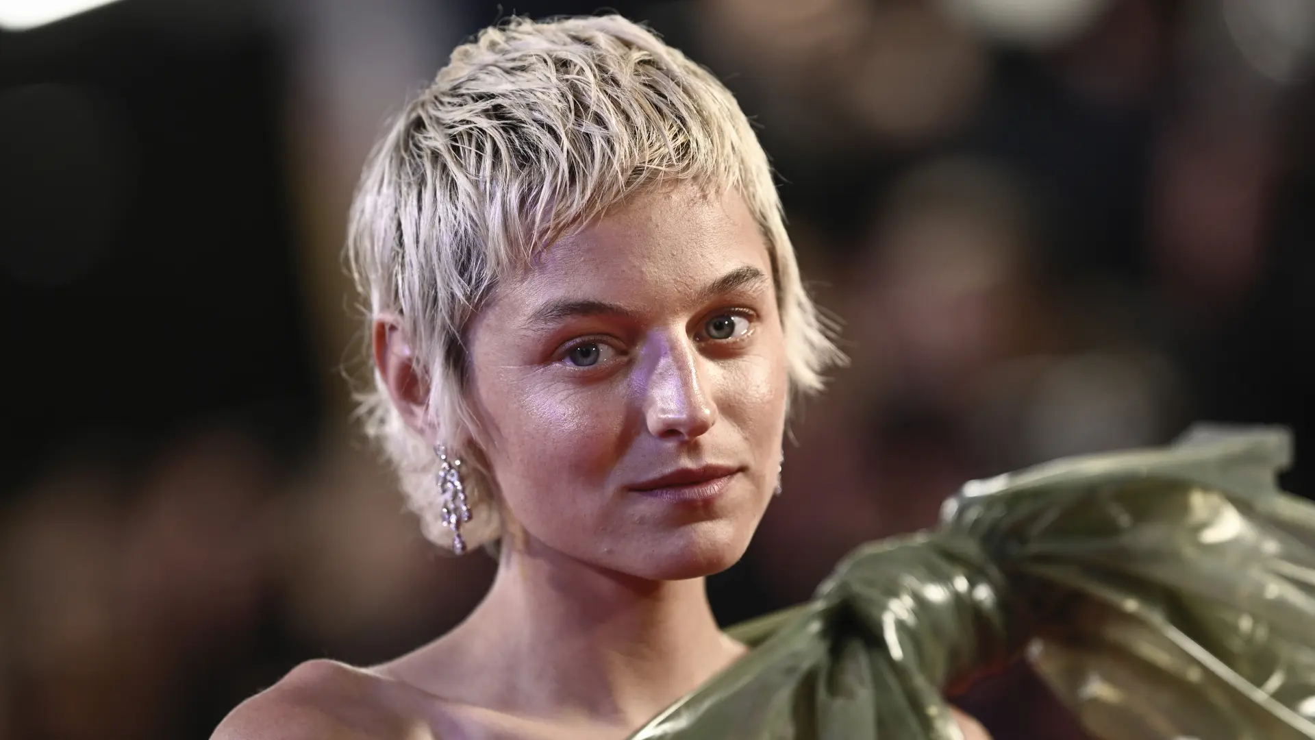 Emma Corrin ('Deadpool 3') dice con sinceridad lo que todo el mundo ...