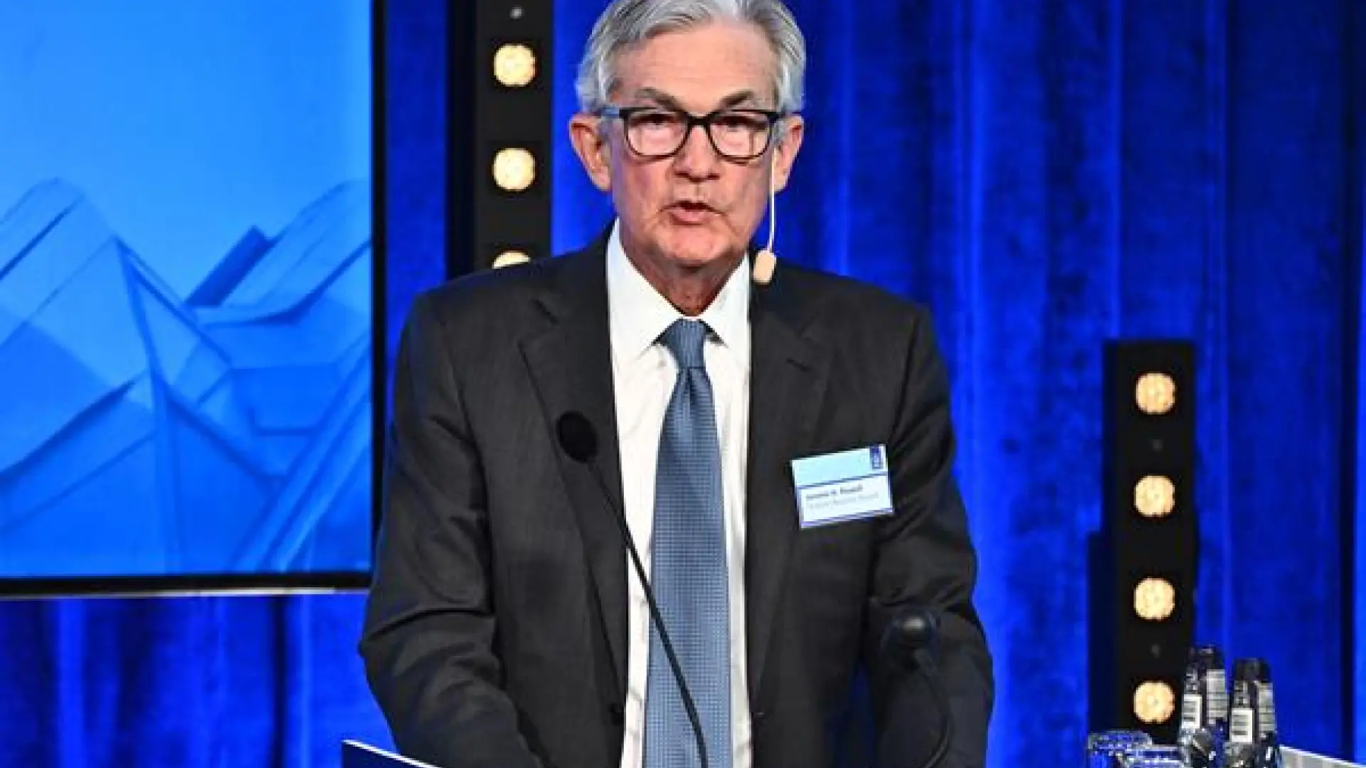 Wall Street cierra mixto tras digerir con cautela el nuevo discurso de ...