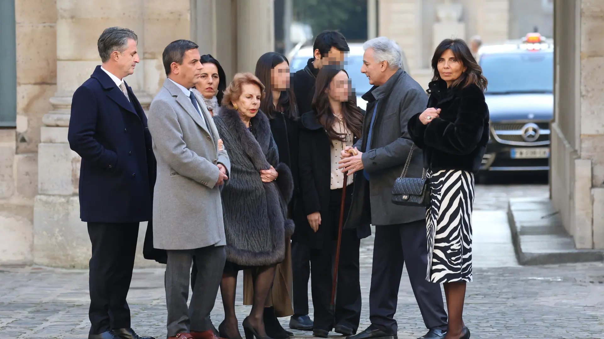 El comentado fallo gramatical de los hijos de Vargas Llosa al anunciar ...