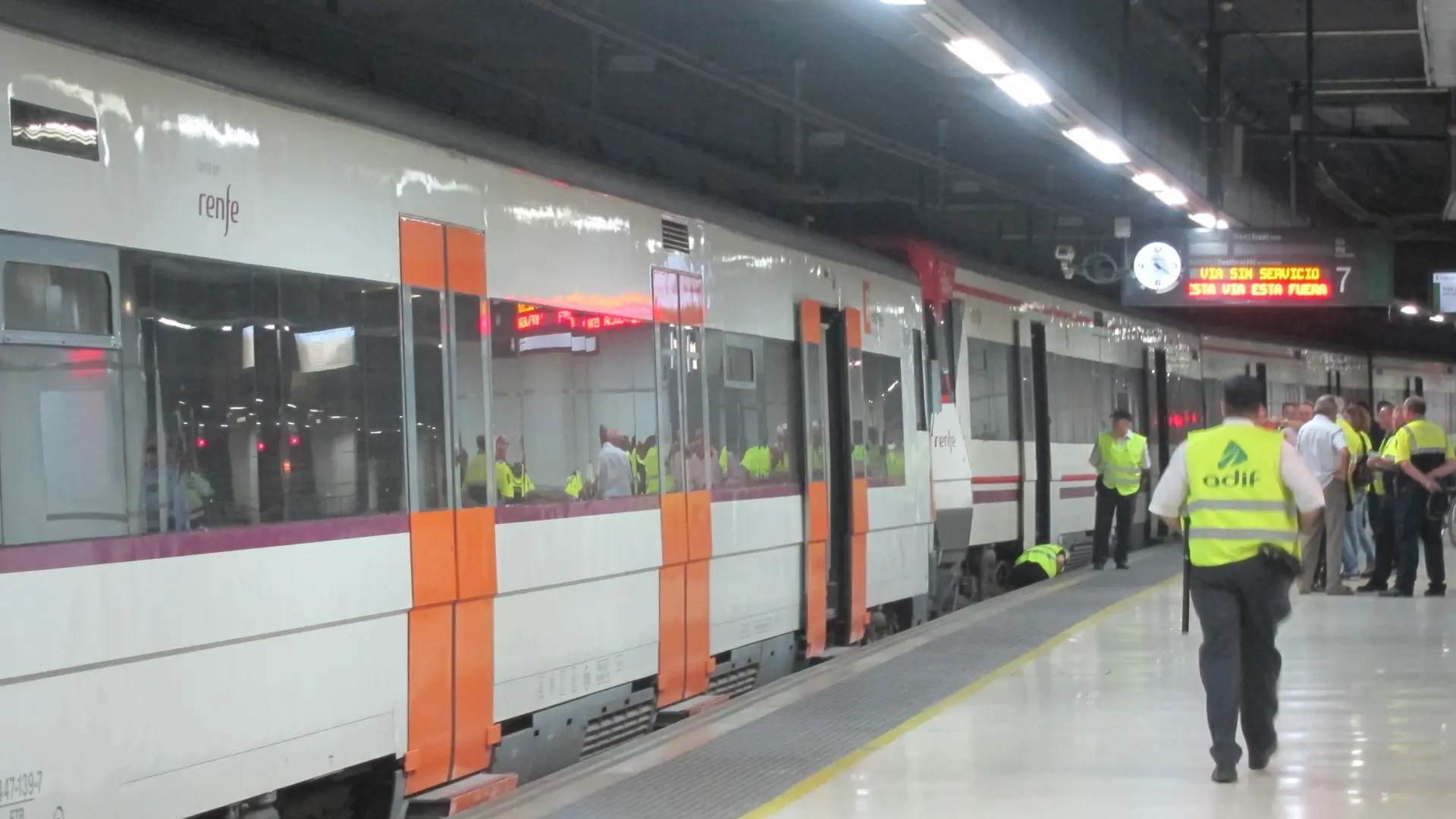 Nuevas incidencias en Rodalies: la R3 se queda sin servicio por una avería y las líneas R2 y R11 ...