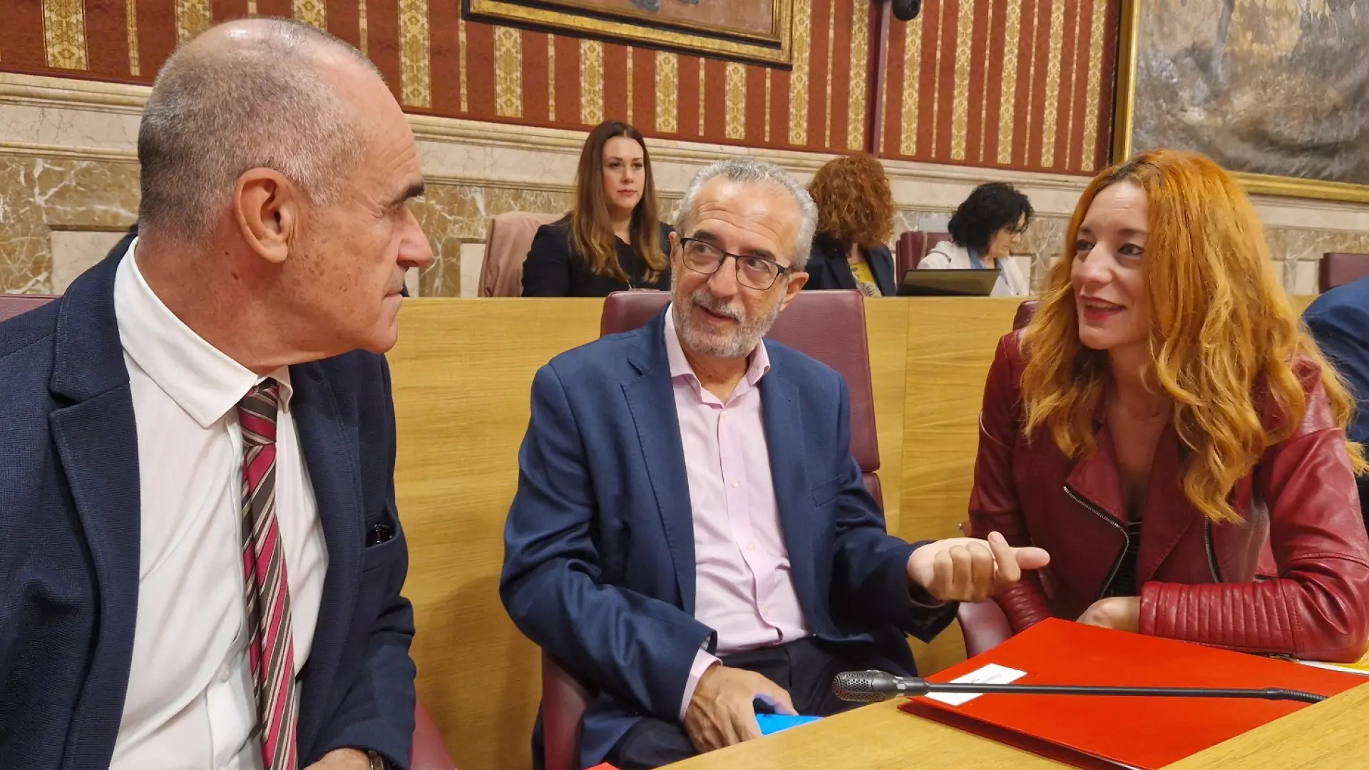 El alcalde de Sevilla prescinde de Juan Manuel Flores para las ...