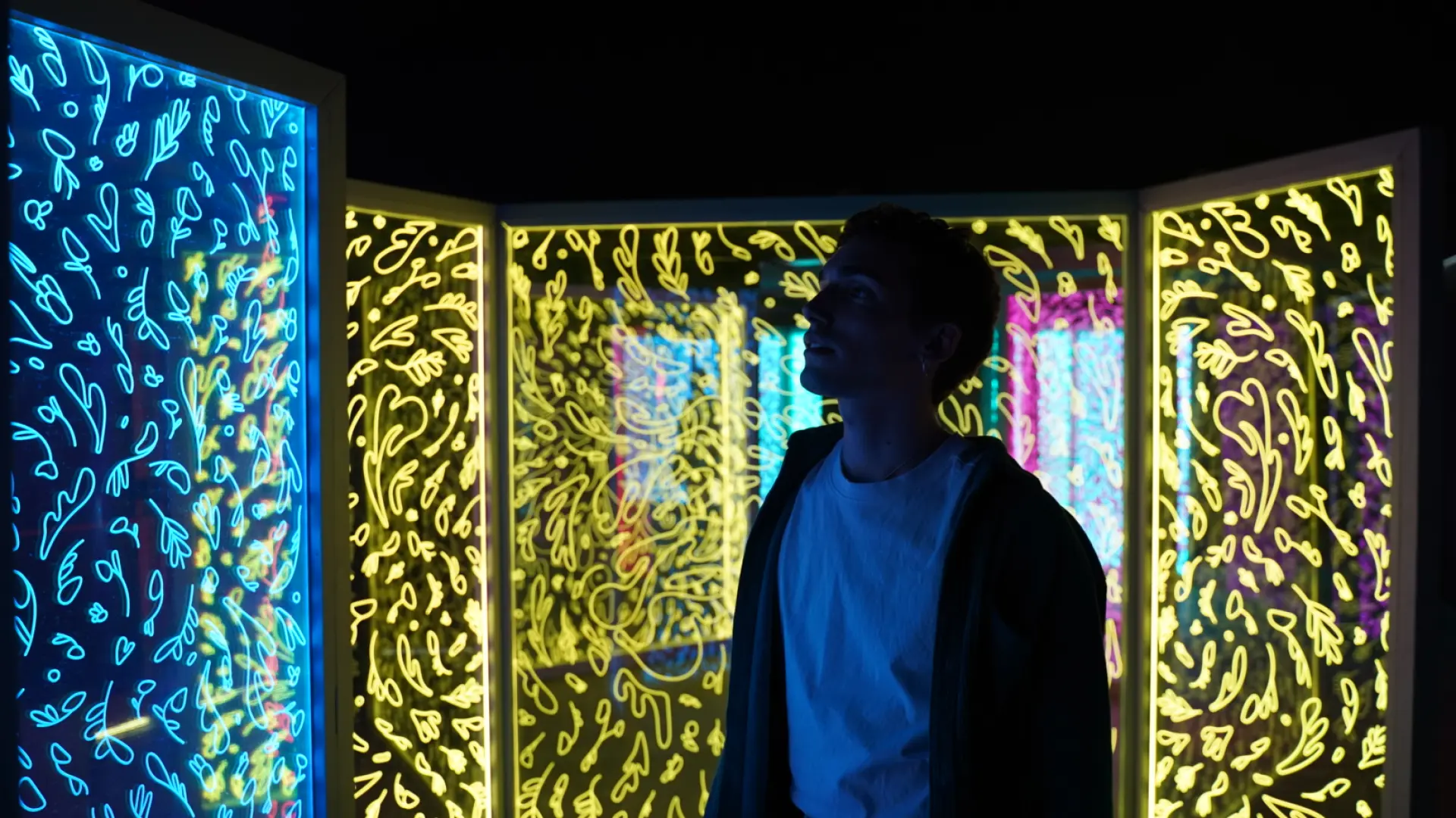 Llega a Barcelona IKONO, la experiencia inmersiva que arrasa en Madrid ...