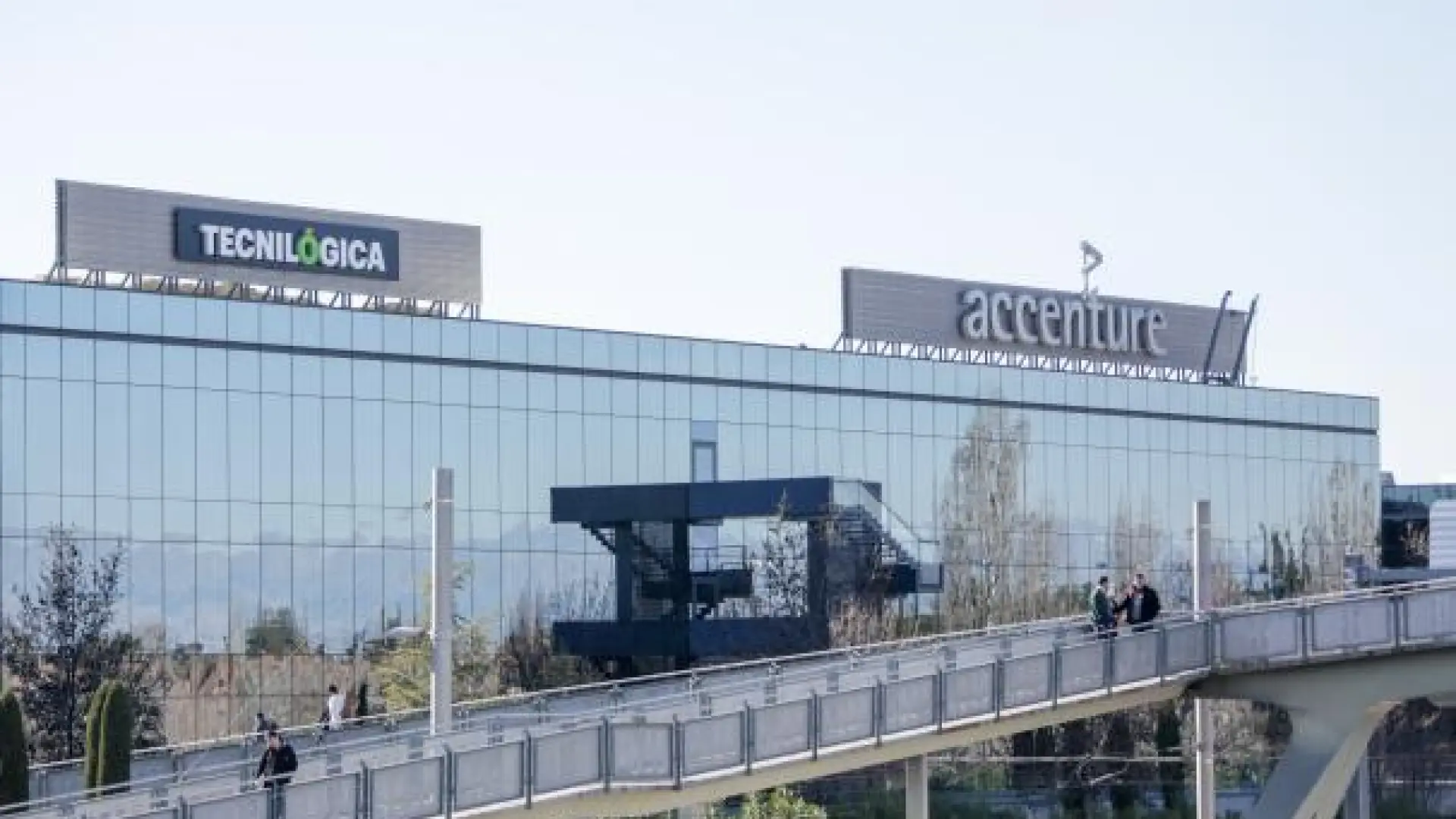 Accenture mejora un 1% sus ingresos en el primer trimestre de su ...