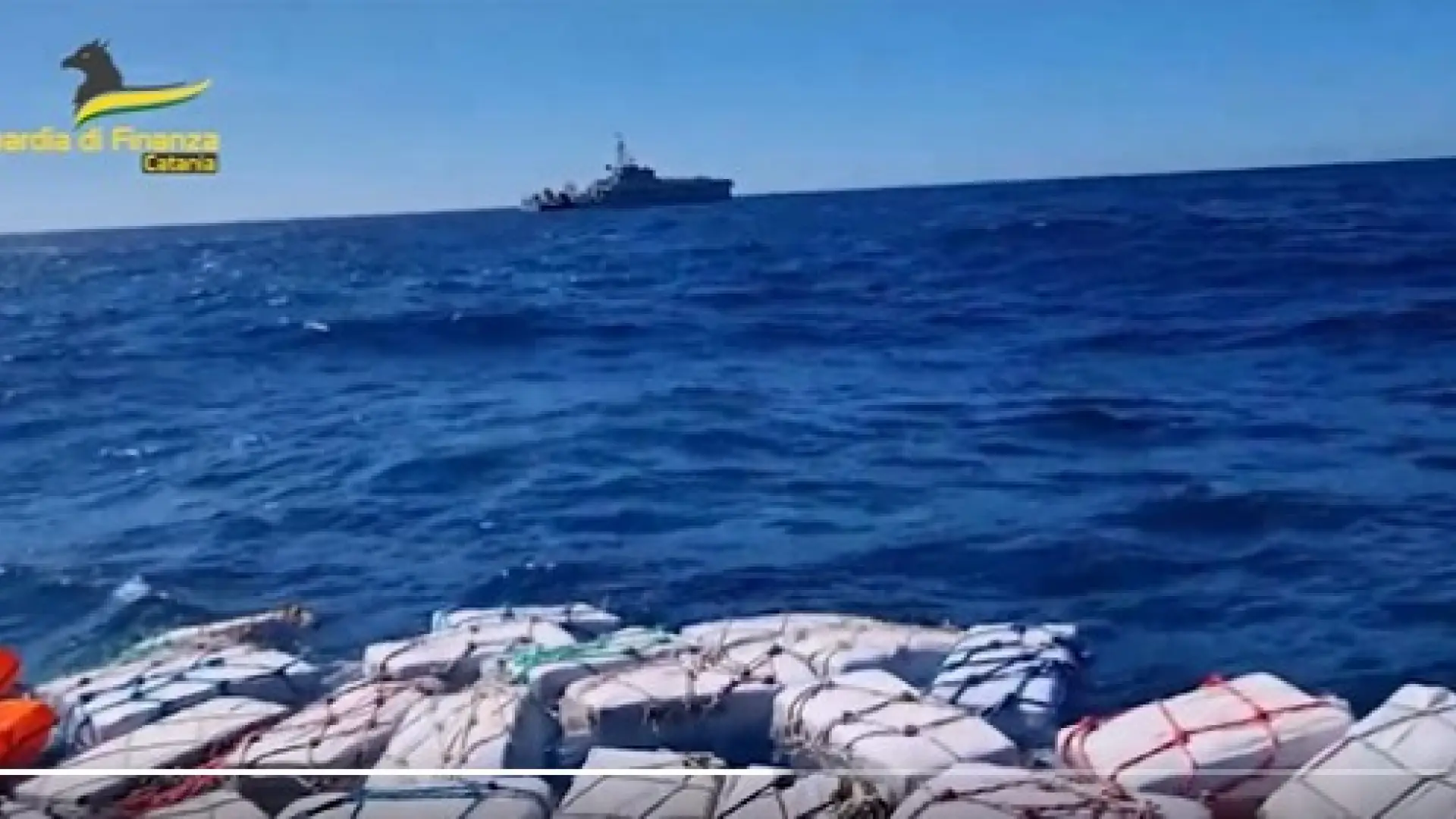 La Policía Italiana Localiza Un Cargamento De Dos Toneladas De Cocaína