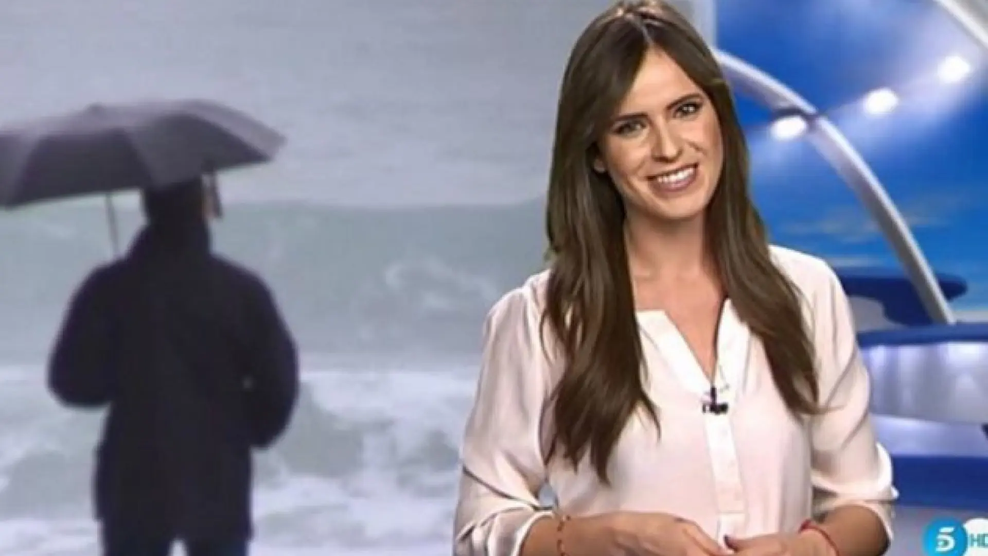 Presentadora de 'El tiempo' de Telecinco y colaboradora de 'En boca de ...