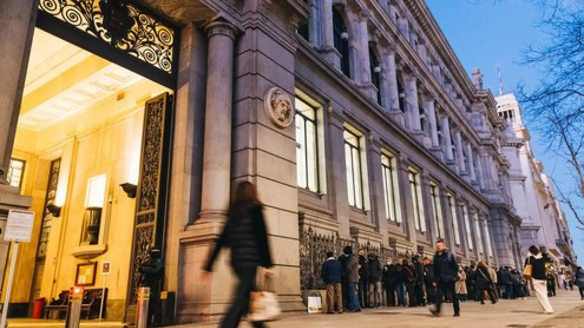 Las grandes capitales mantienen vivas las Letras del Tesoro Público y ...