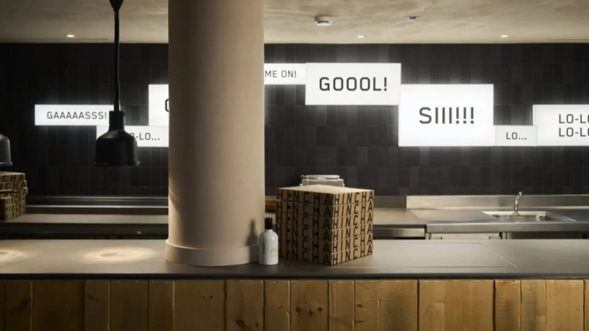 Qué se come en el restaurante de Messi y por cuánto