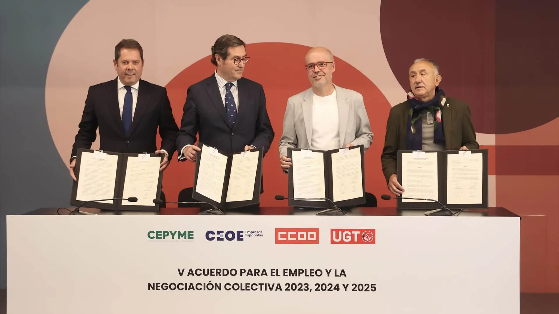 El Boe Publica El Pacto Salarial De Ceoe Y Sindicatos Con El Alza