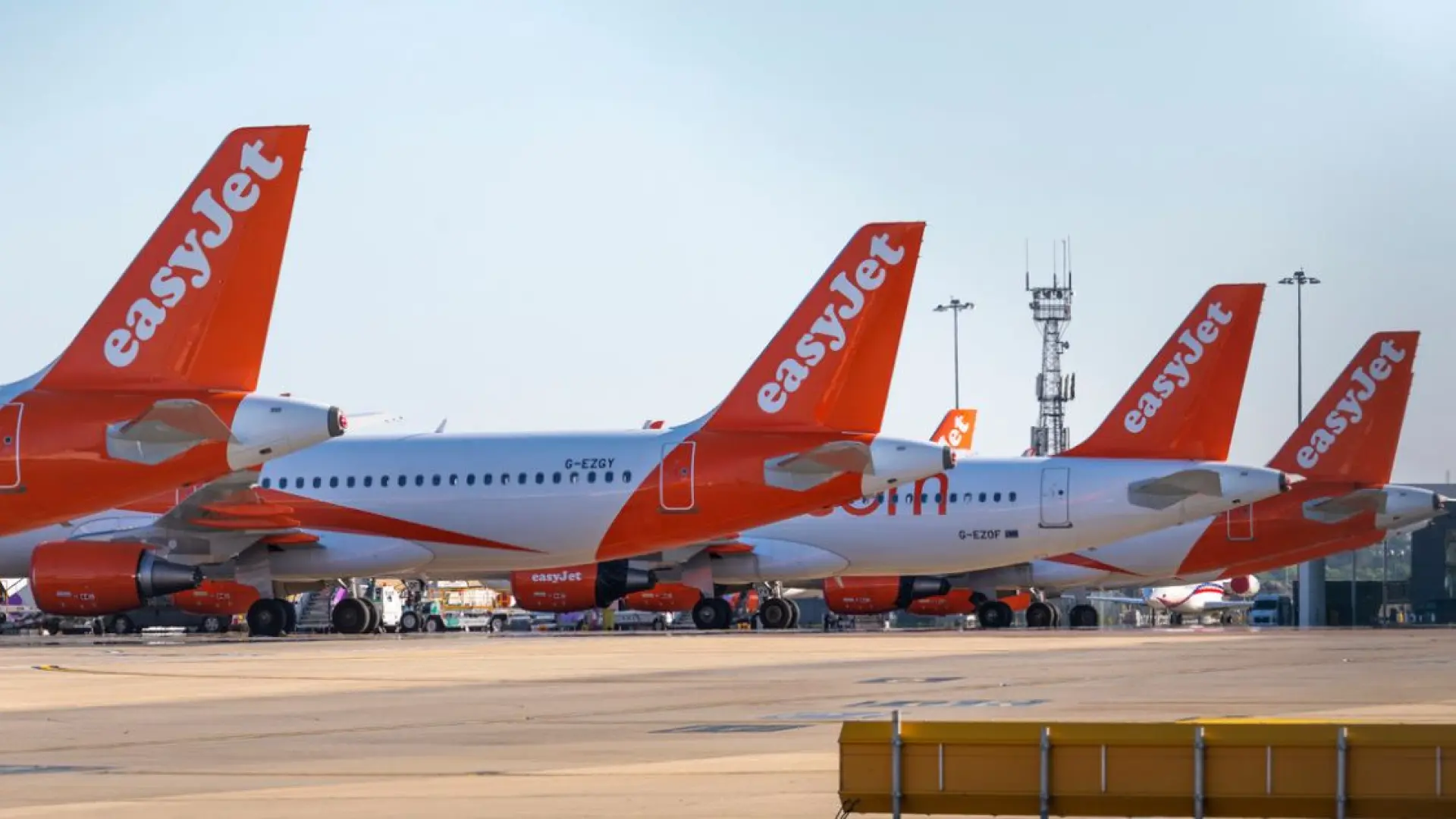 EasyJet anuncia 16 nuevas rutas para la temporada de verano 2024 en España