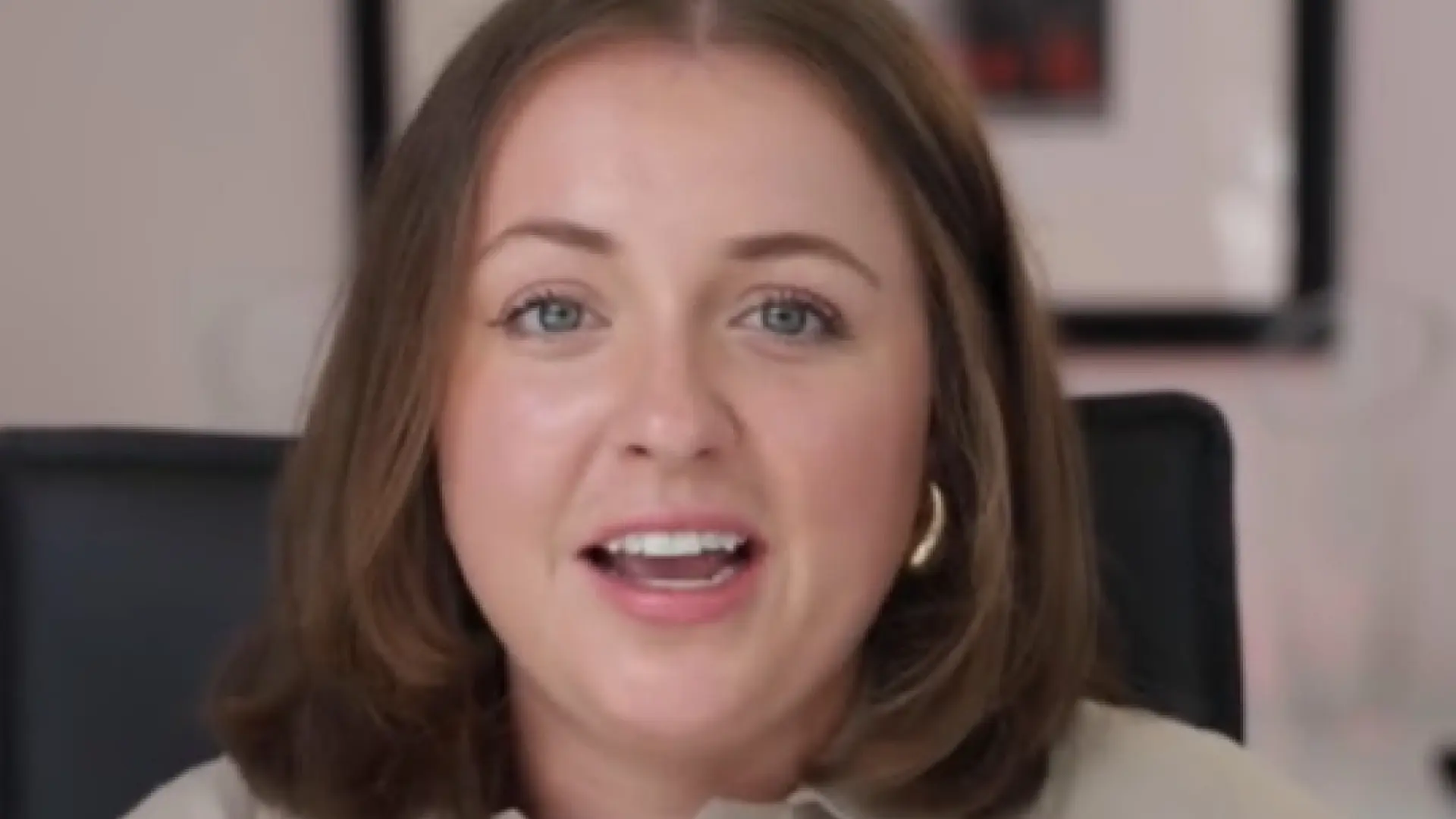 Sacha Rady, la joven británica que se ha hecho viral por contar cómo su ...