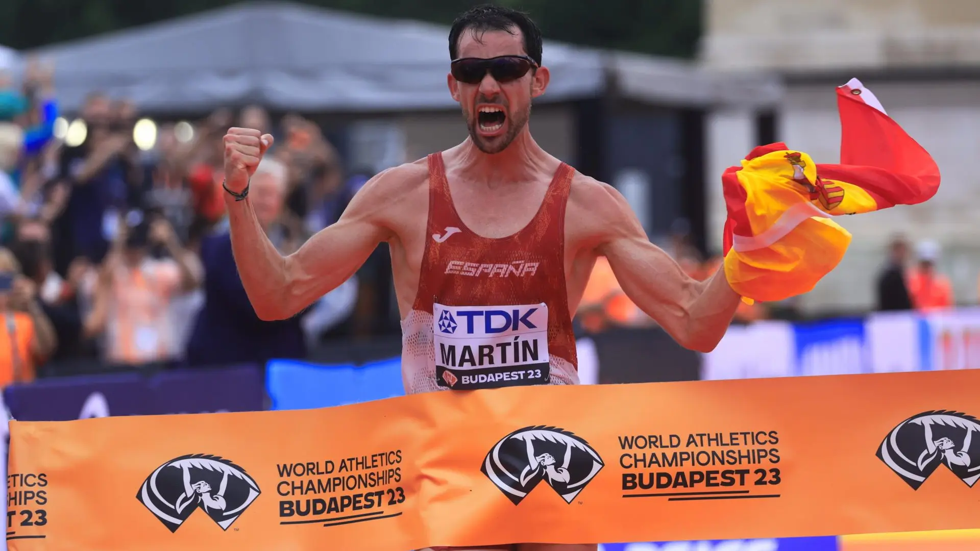 Álvaro Martín se proclama campeón del mundo de 20 kilómetros marcha en ...