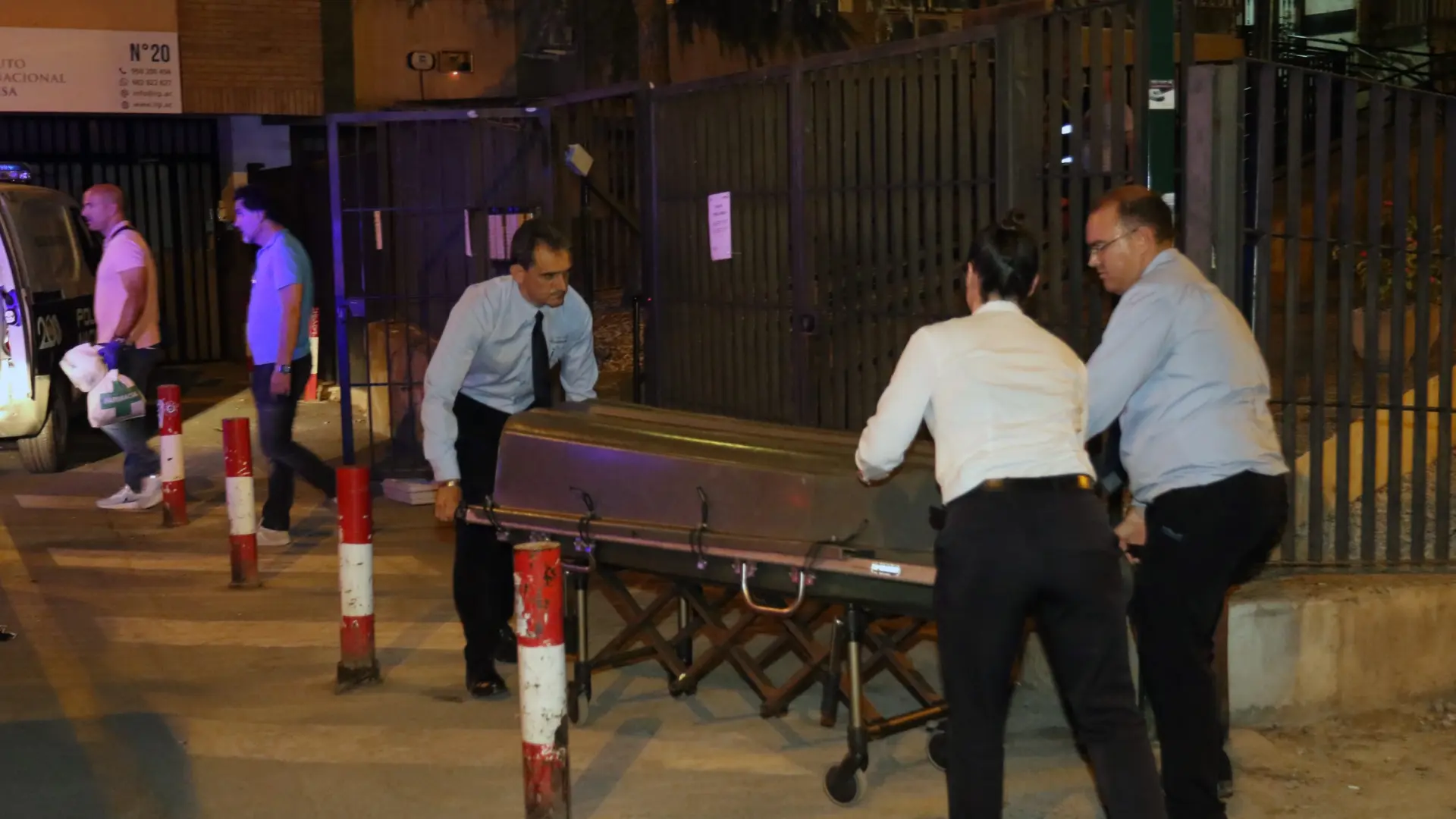 Hallan el cuerpo sin vida de una mujer después del suicidio de un hombre en Granada