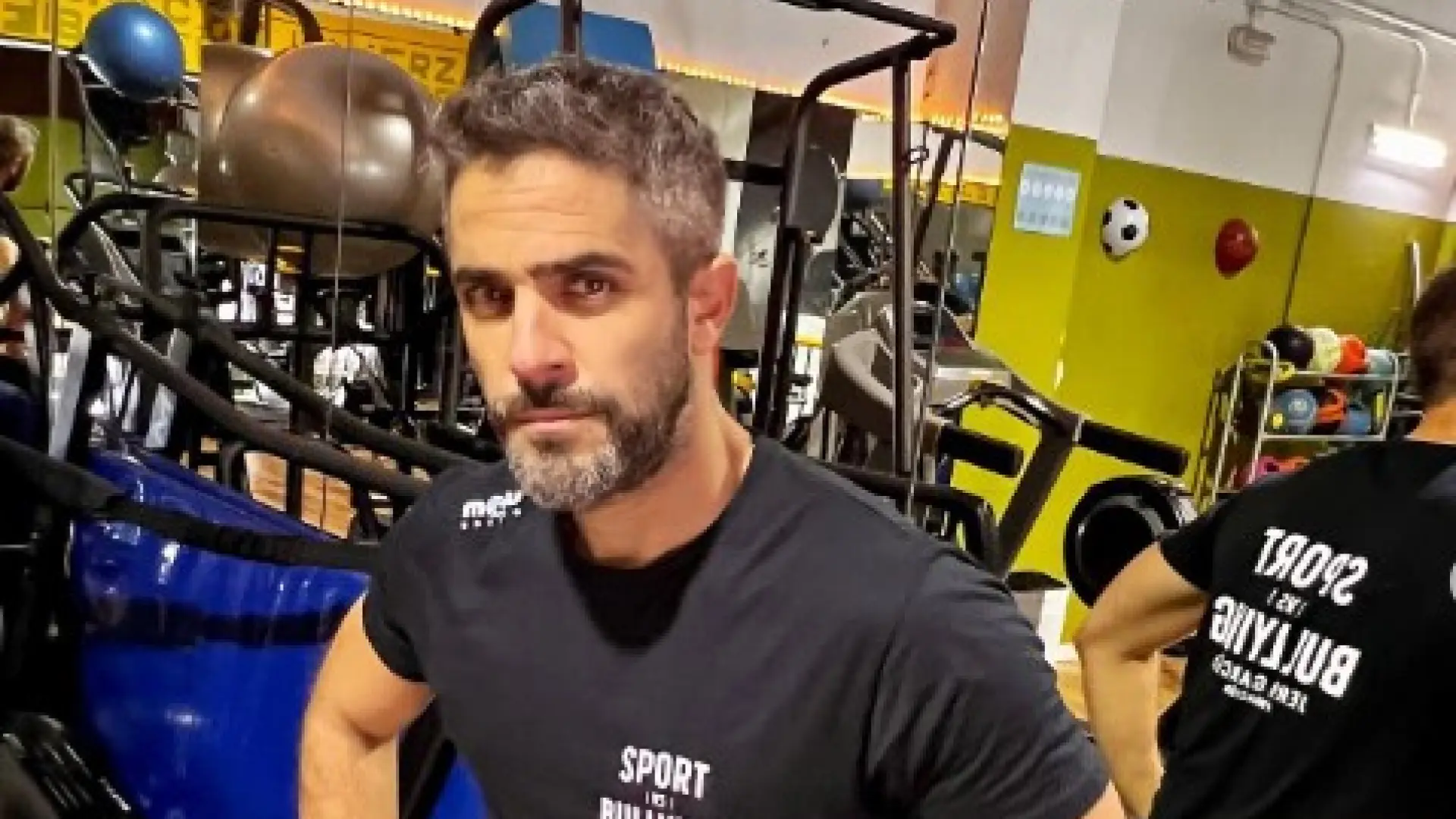 La faceta más deportiva de Roberto Leal: 'Running', pádel, boxeo y ...