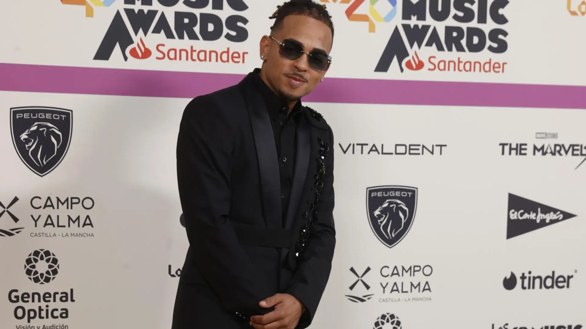 Ozuna anuncia su sexto álbum, 'Cosmo'