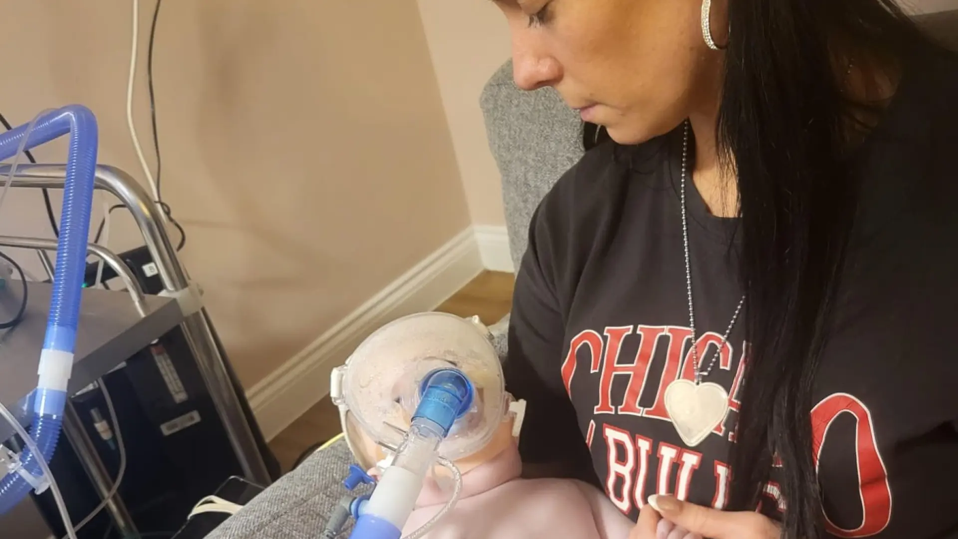 Desconectan el soporte vital a Indi Gregory, la niña británica de ocho ...