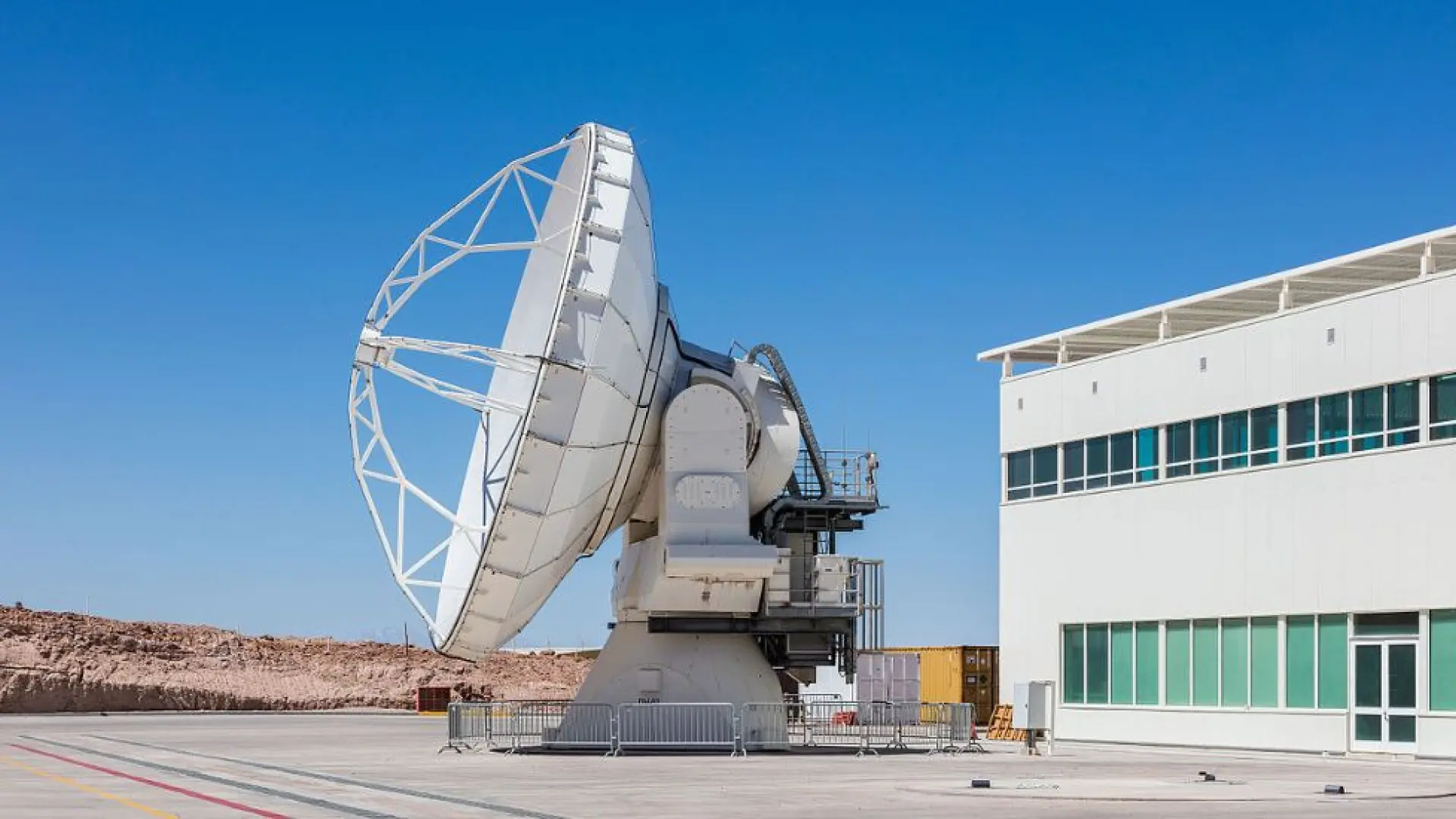 El radiotelescopio más grande del mundo observa una estrella ...