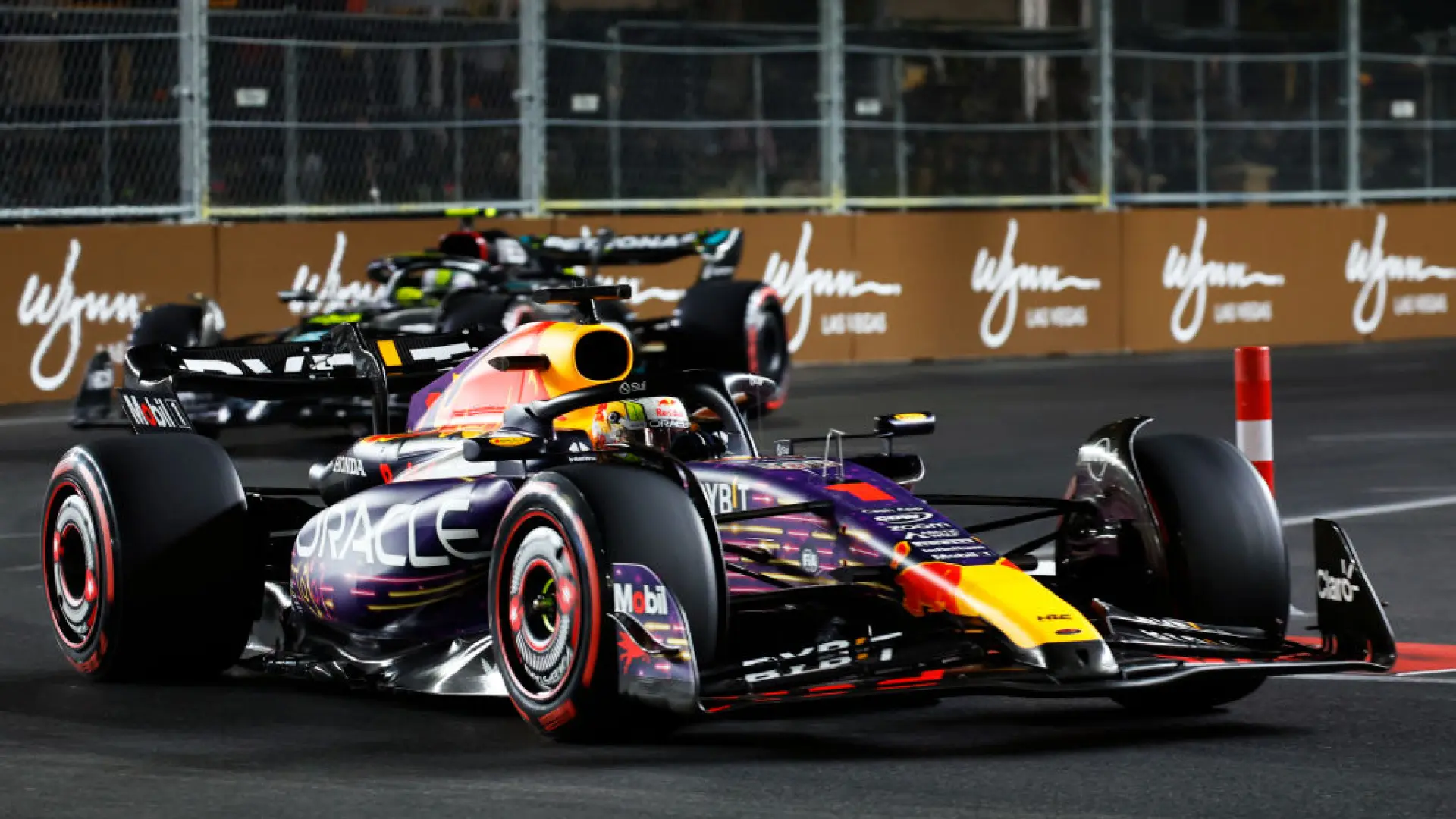 "¡Menudo estúpido idiota!": Verstappen se enfrenta a Ocon tras una arriesgada maniobra en la Q1