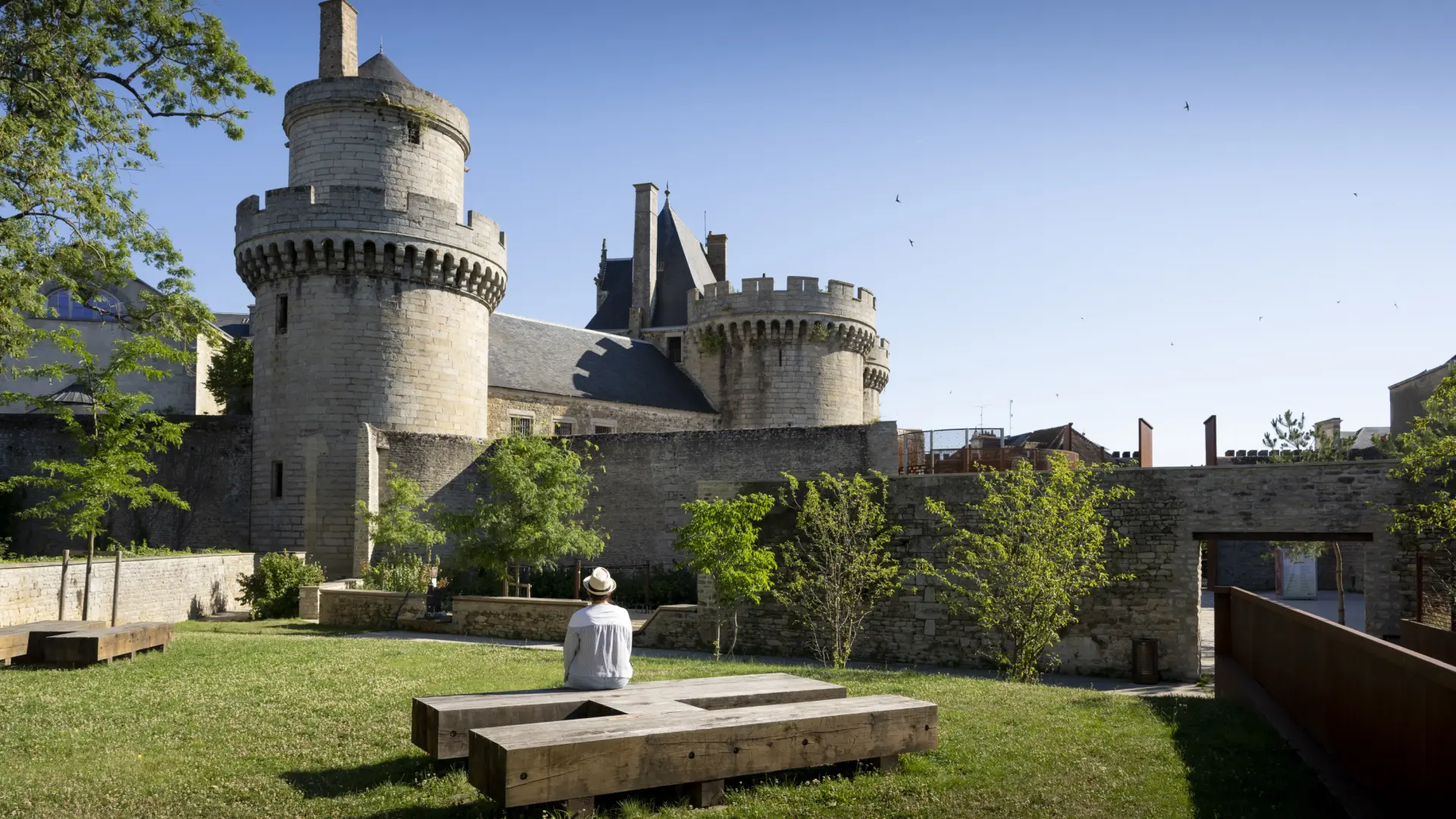 Qué ver en Alençon, la joya francesa de Normandía: del Castillo de los ...