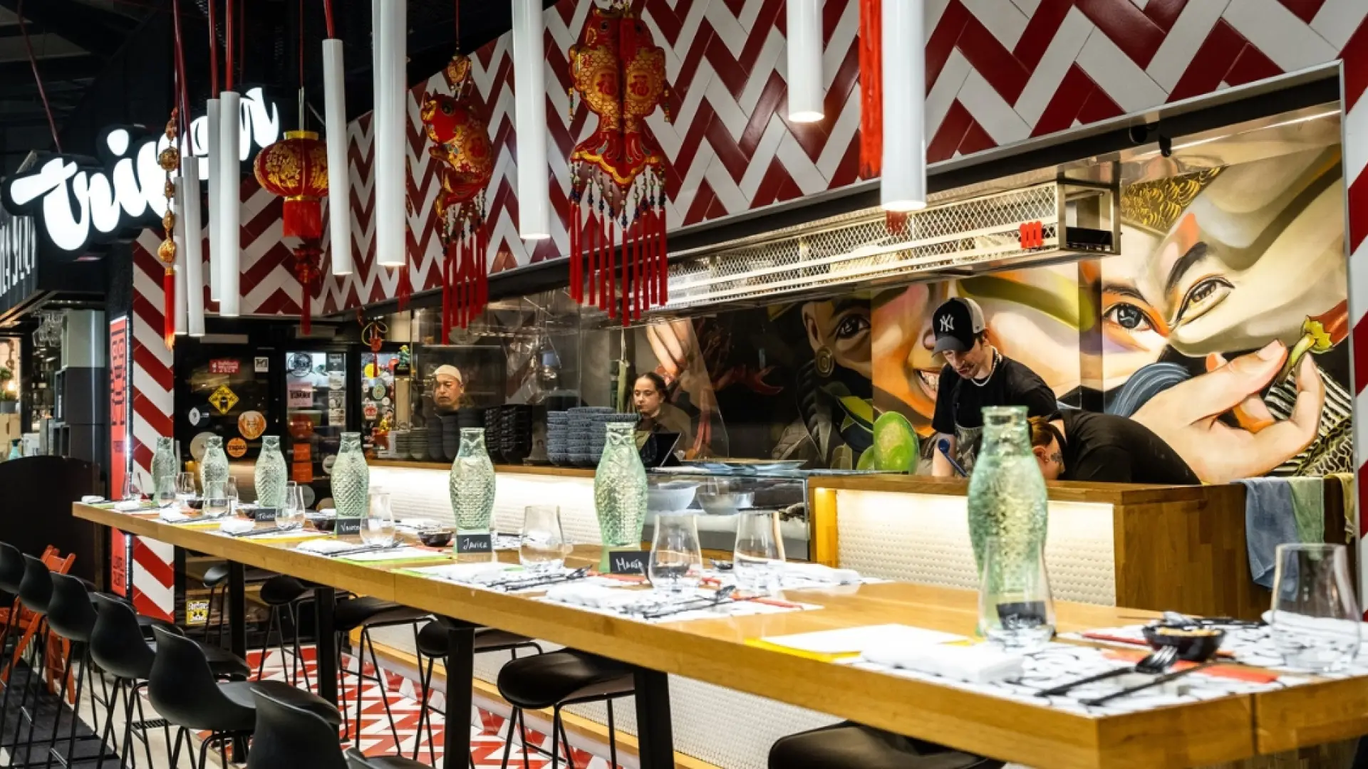 Alta cocina de fusión peruana y asiática en un mercado de Madrid: cuánto cuesta el menú ...