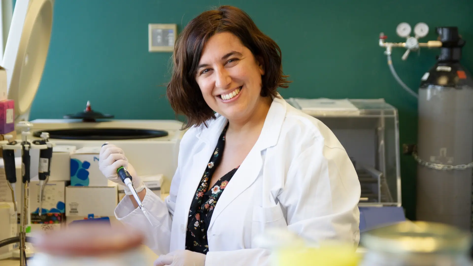 María Salgado, una de las responsables de la remisión de VIH en tres ...