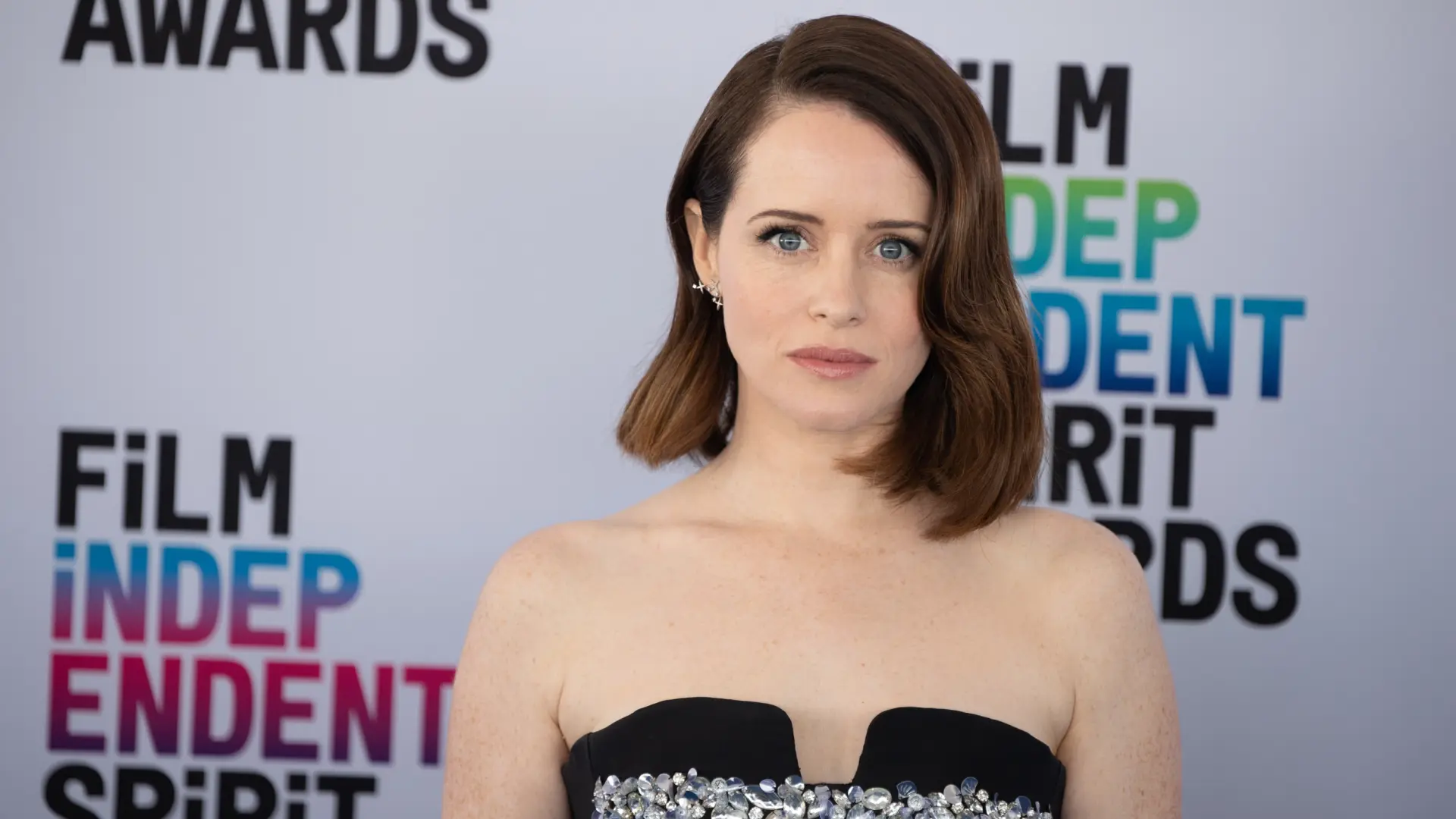 La actriz Claire Foy, de 'The Crown', se niega a firmar autógrafos con ...