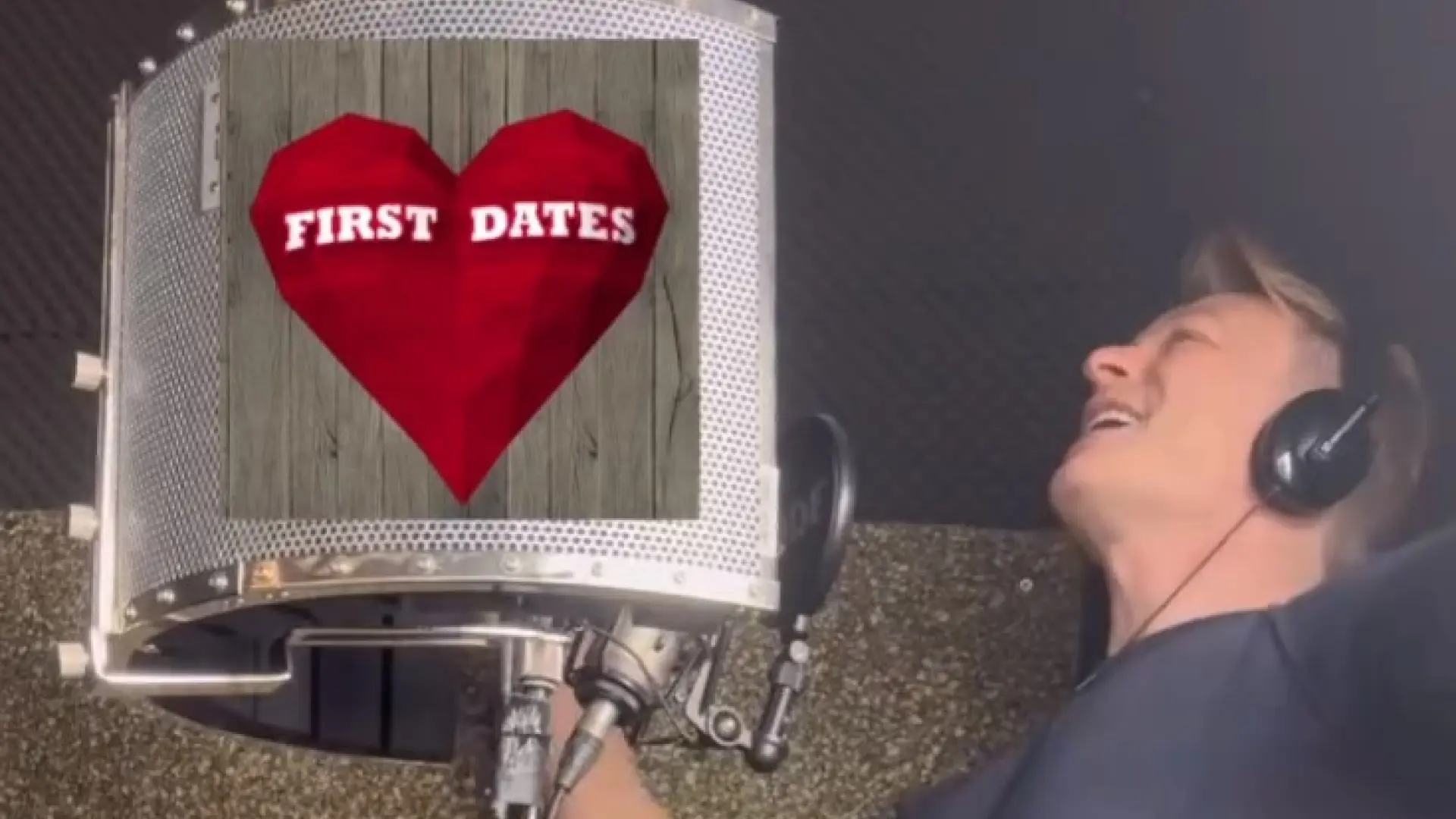 Richard Pena La Voz En off De First Dates Explica El Origen De