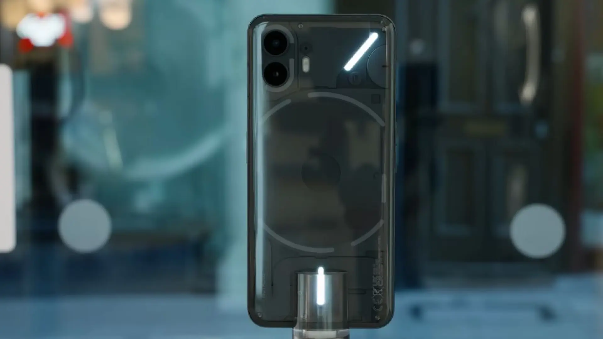 Nothing confirma la llegada de su móvil barato Phone (2a): esta es su ...