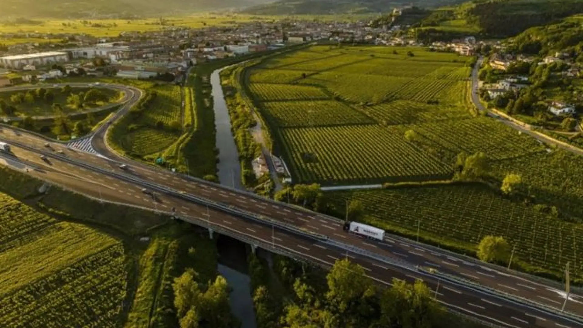 Abertis eleva un 14% sus ganancias, hasta 237 millones, por el aumento de las tarifas