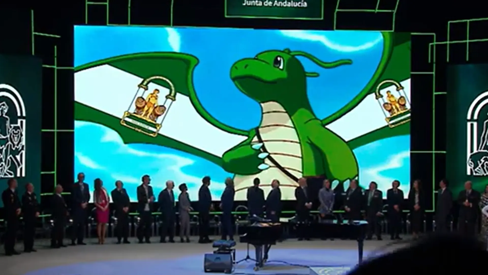 El mítico Dragonite andaluz se cuela en la gala del Día de Andalucía y ...