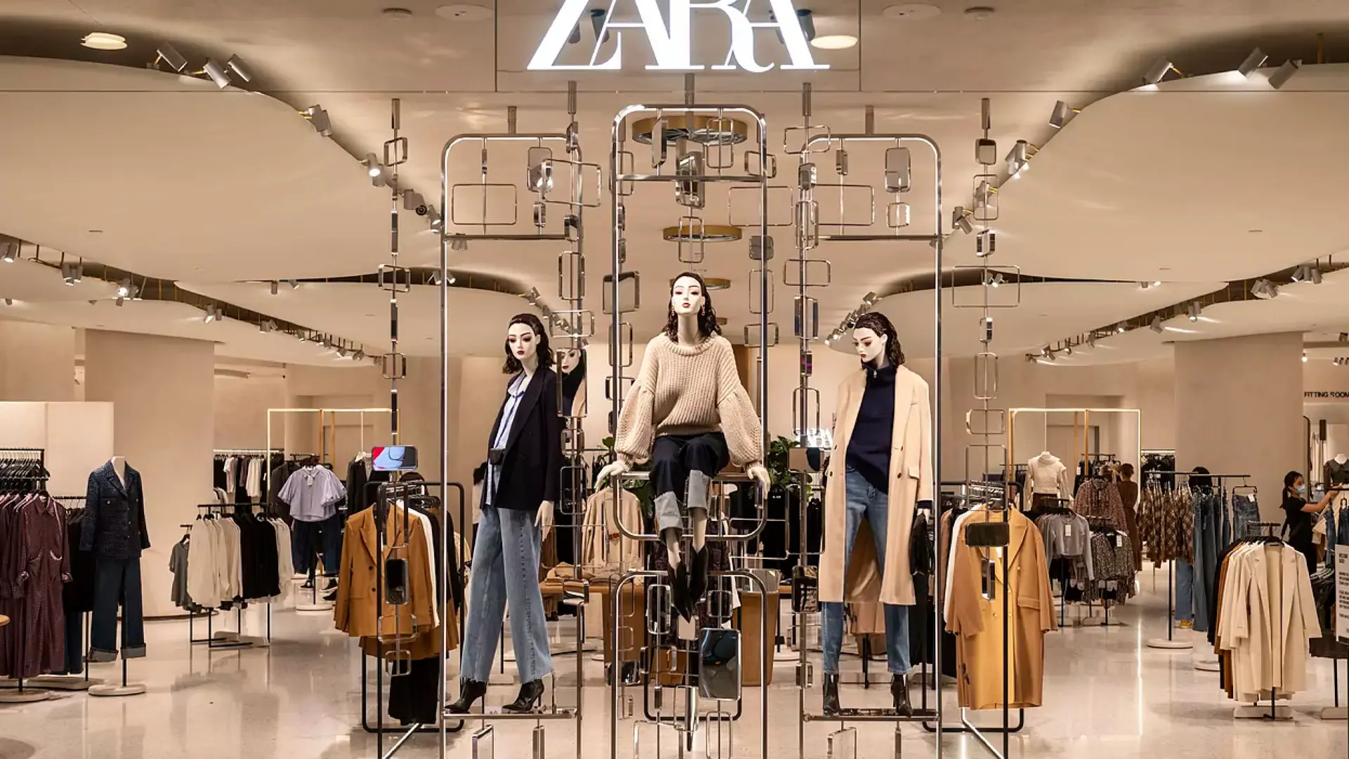 Menos tiendas, pero más grandes: la clave del nuevo crecimiento de Inditex