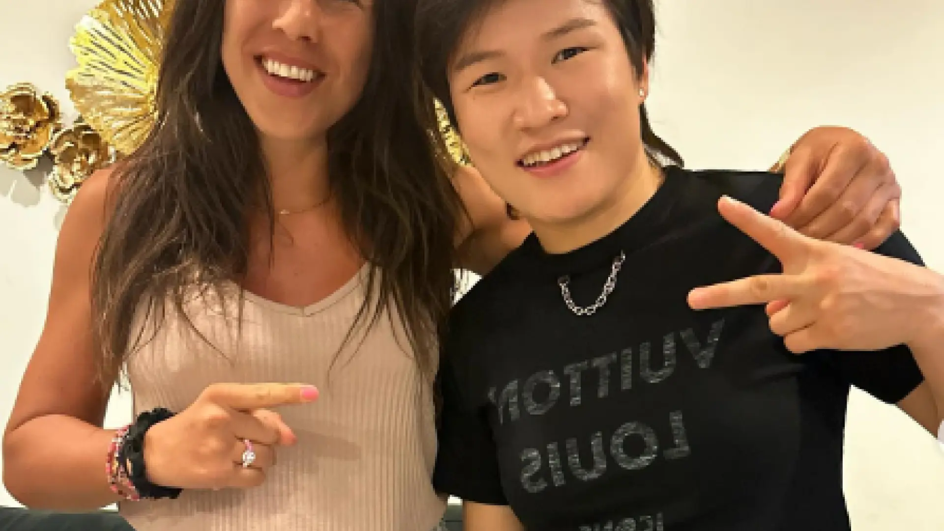 Las campeonas de UFC Joanna Jedrzejczyk y Weili Zhang dejan a un lado ...