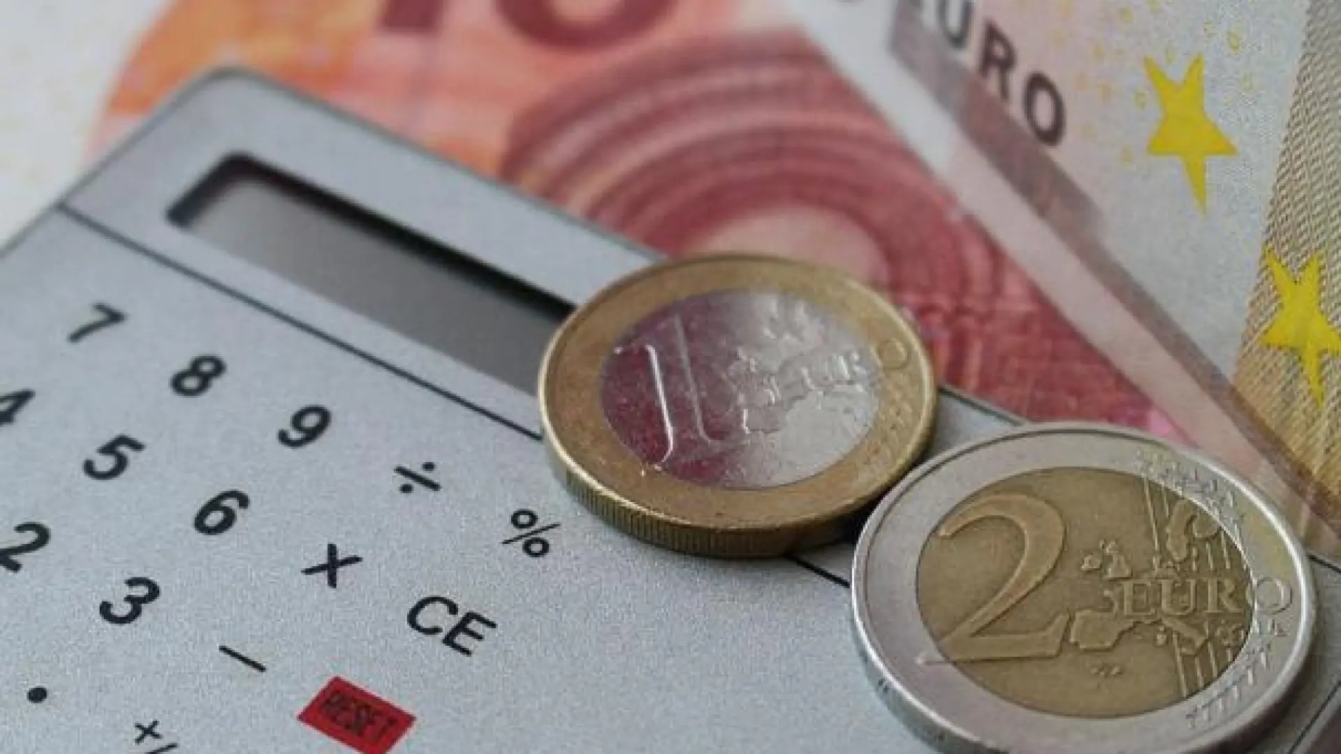 Estas son las cinco ayudas del SEPE que puedes solicitar si has ...