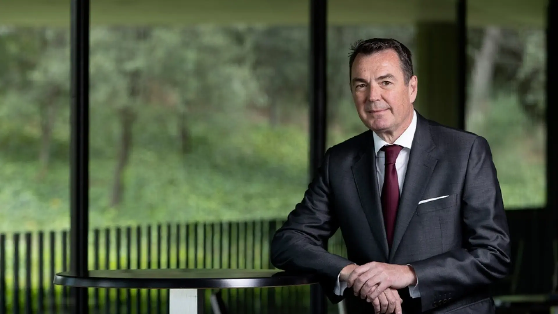 Grifols completa la ampliación de 300 millones de su emisión privada de bonos