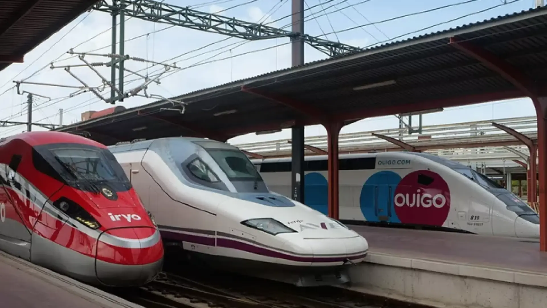El uso de la alta velocidad se disparó en 2023 por la competencia entre Renfe, Iryo y Ouigo