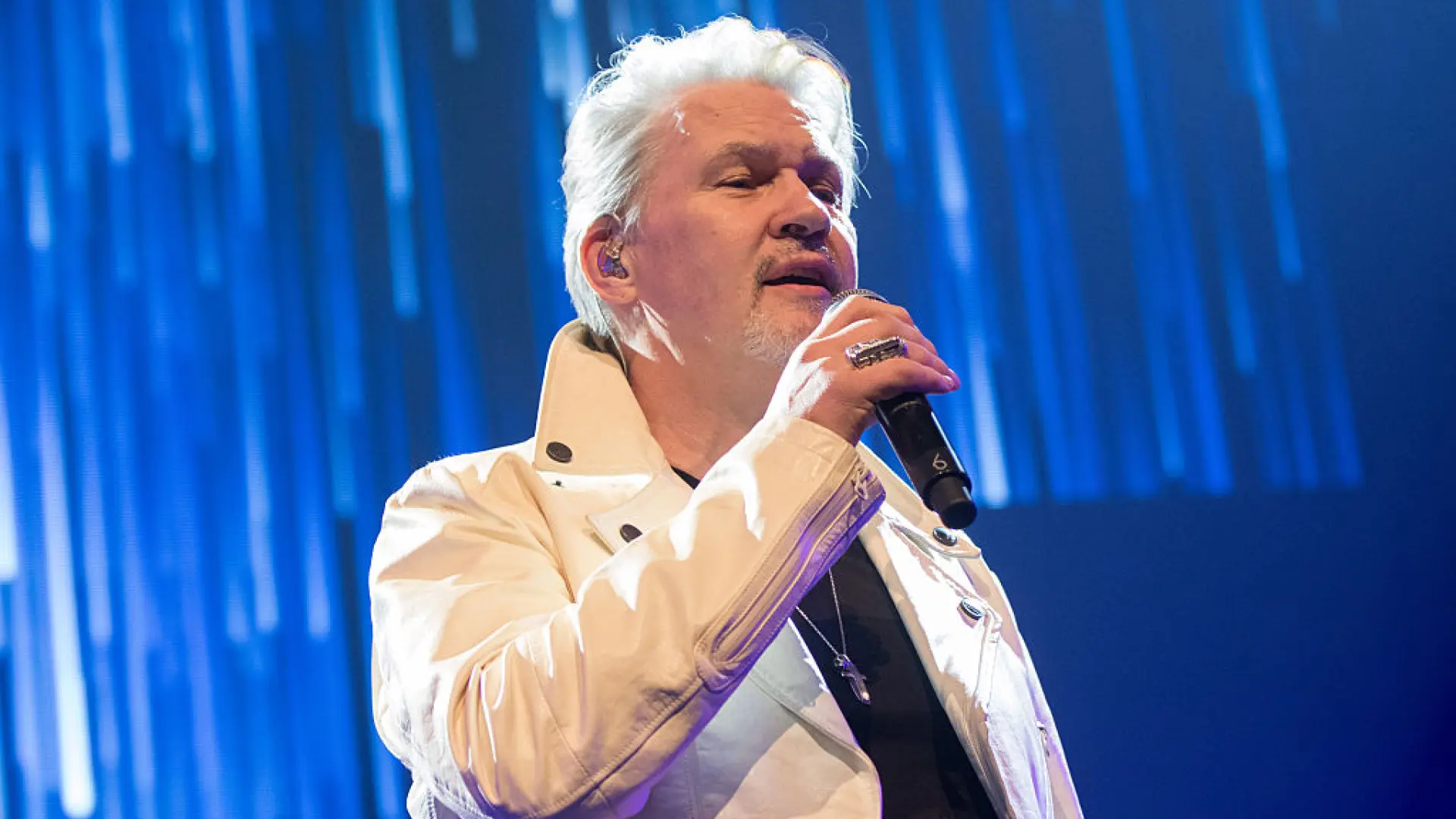 Johnny Logan, doble ganador de Eurovisión, actuará durante la primera ...