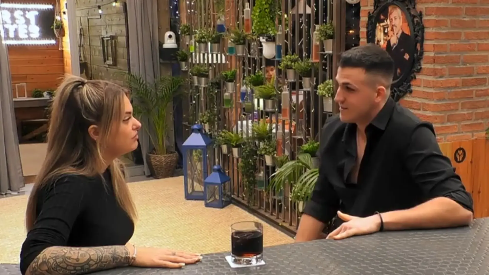 Ruth desconfía desde el primer momento de su cita en 'First Dates': "Me ...