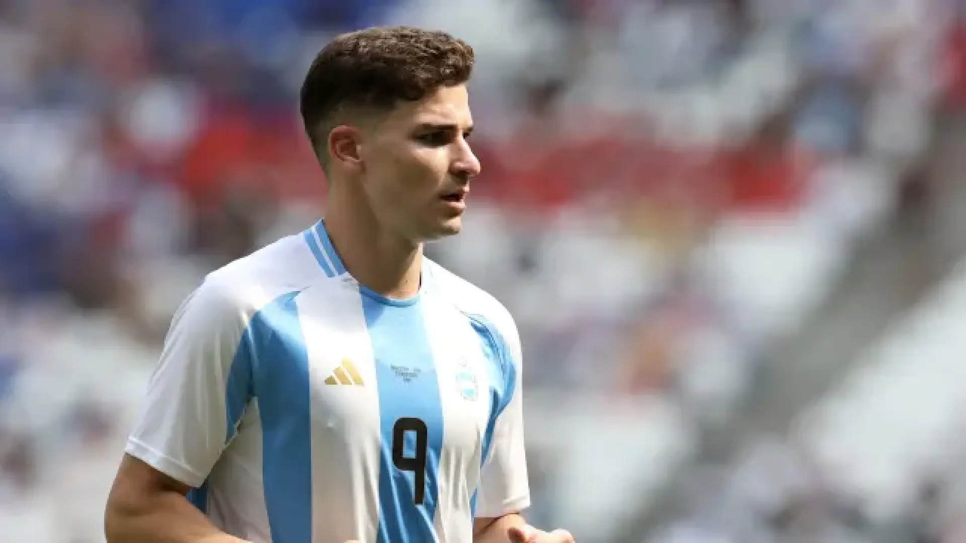 El Atlético de Madrid anuncia el fichaje de Julián Álvarez con una ...