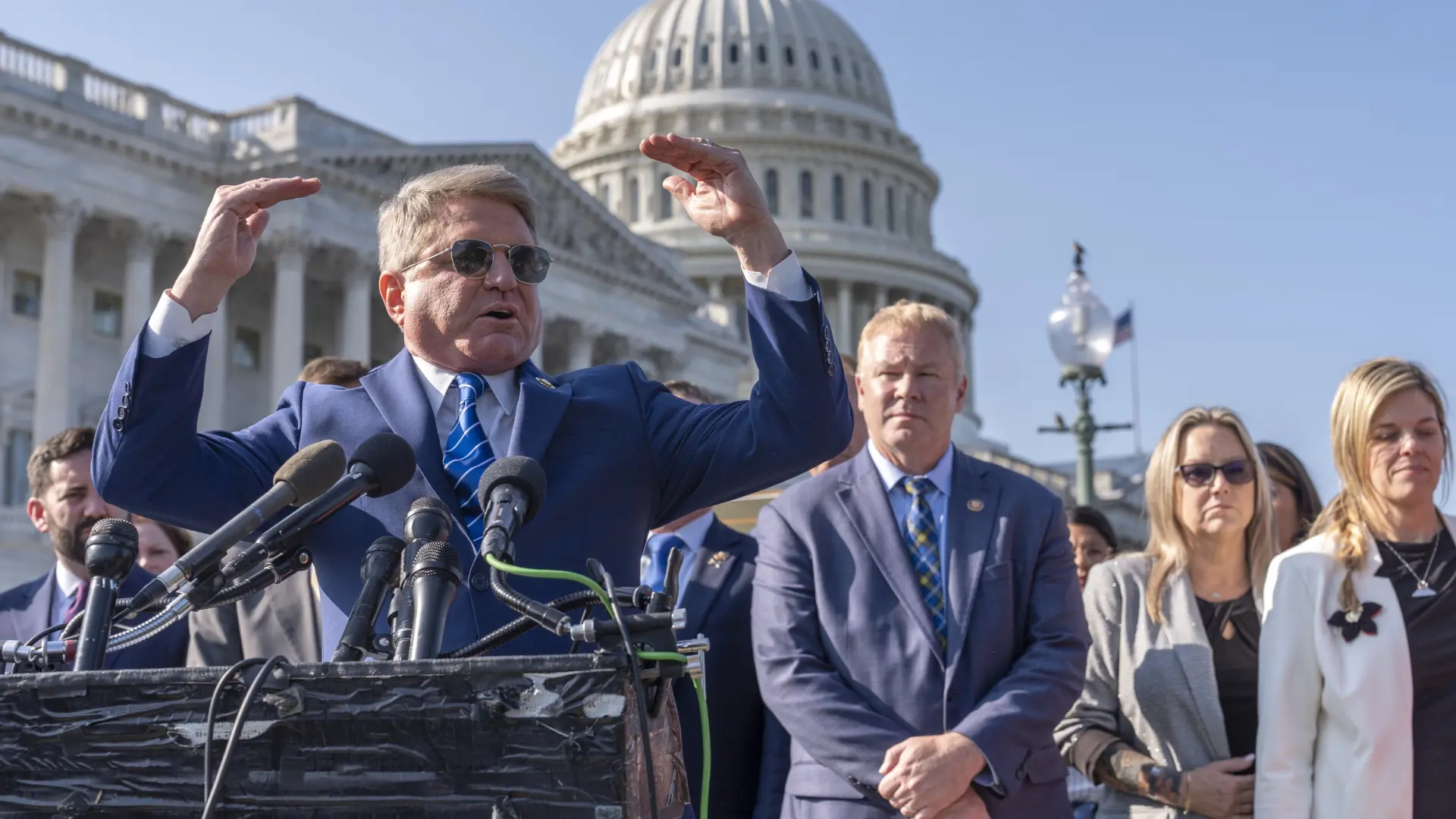 Los republicanos publican el informe que culpa a Biden de la caótica ...