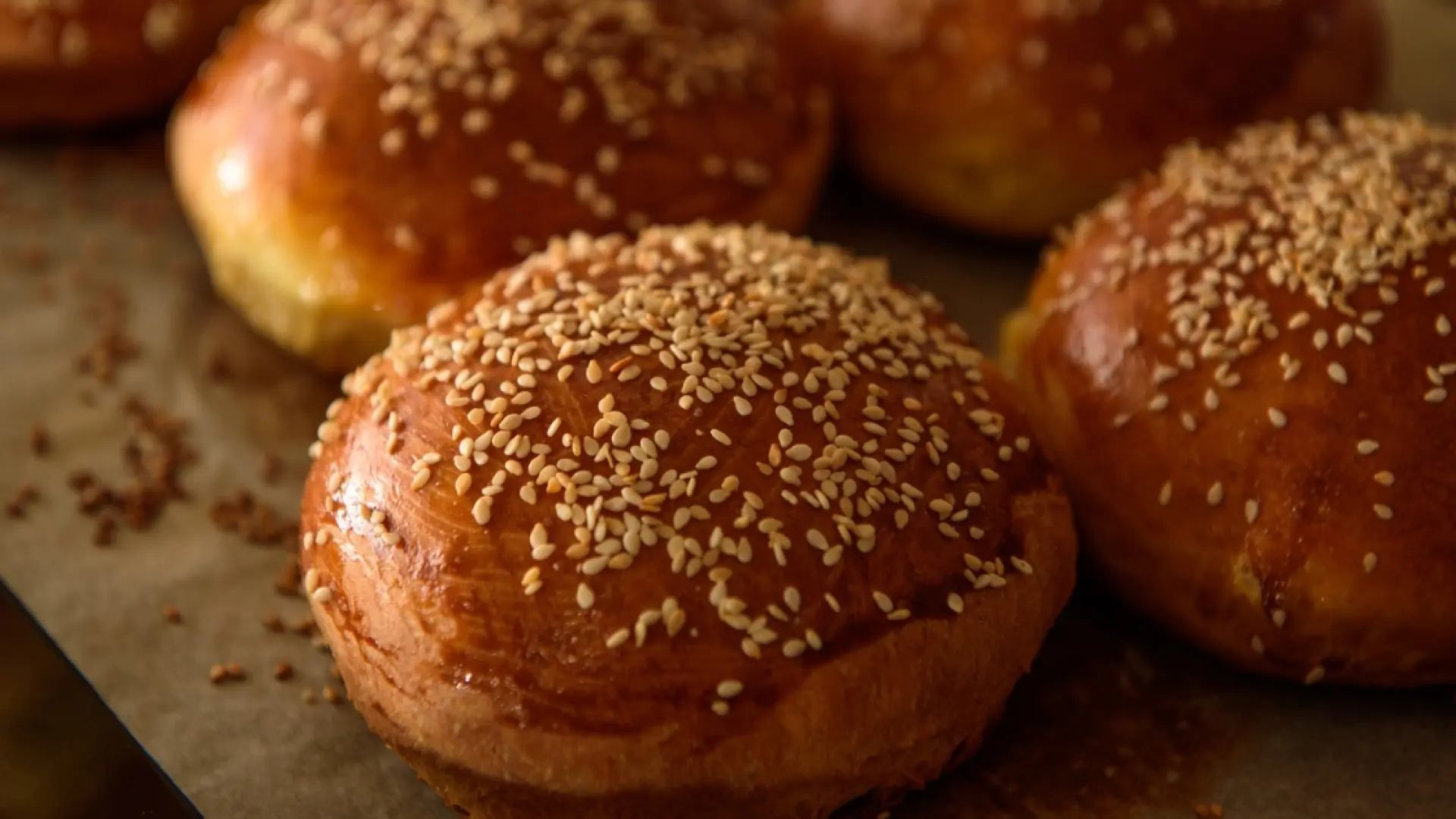 Bollitos de pan con semillas, una receta fácil y sin gluten