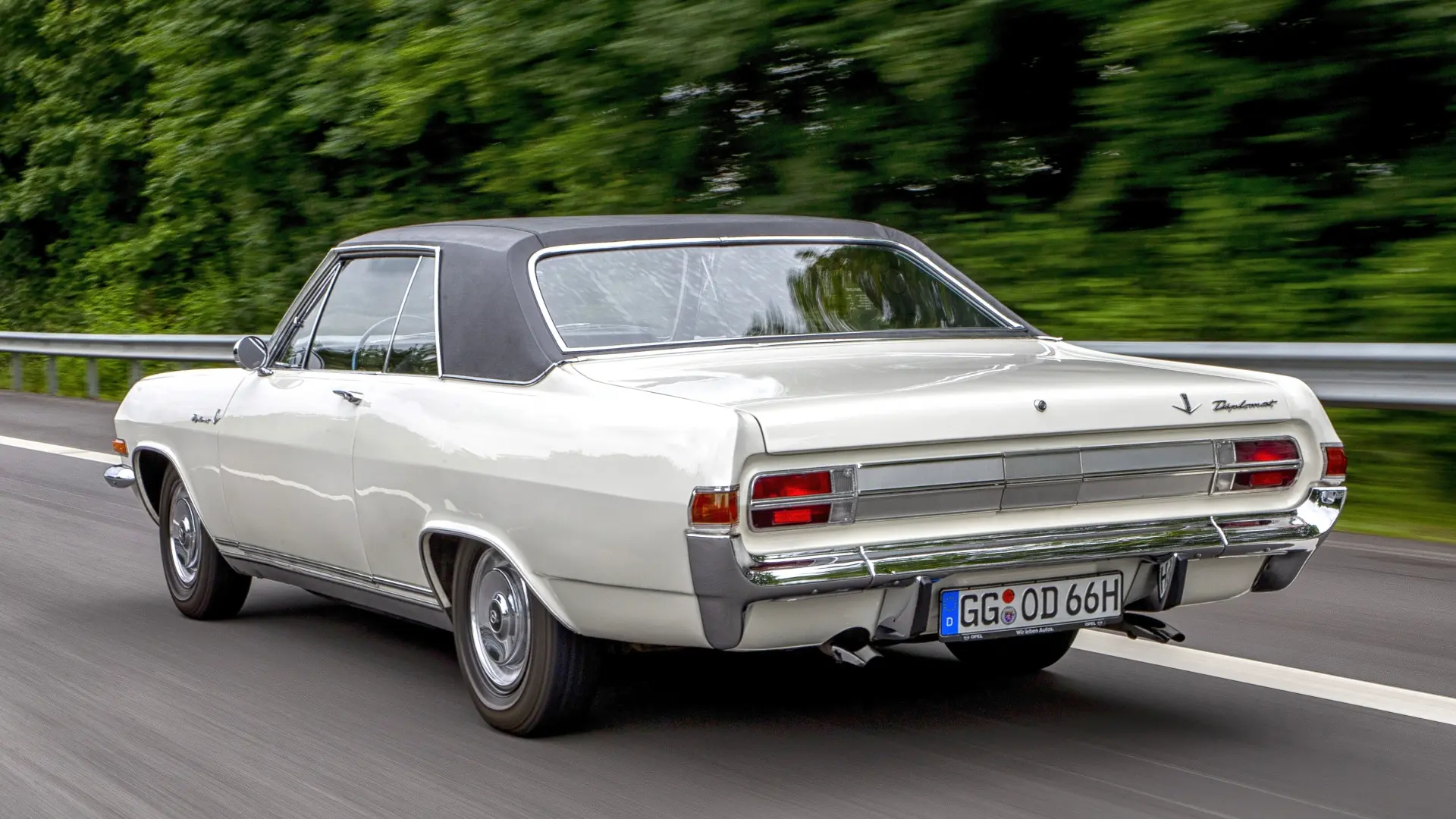 El Opel Diplomat cumple 60 años: inspirado en los coches americanos ...