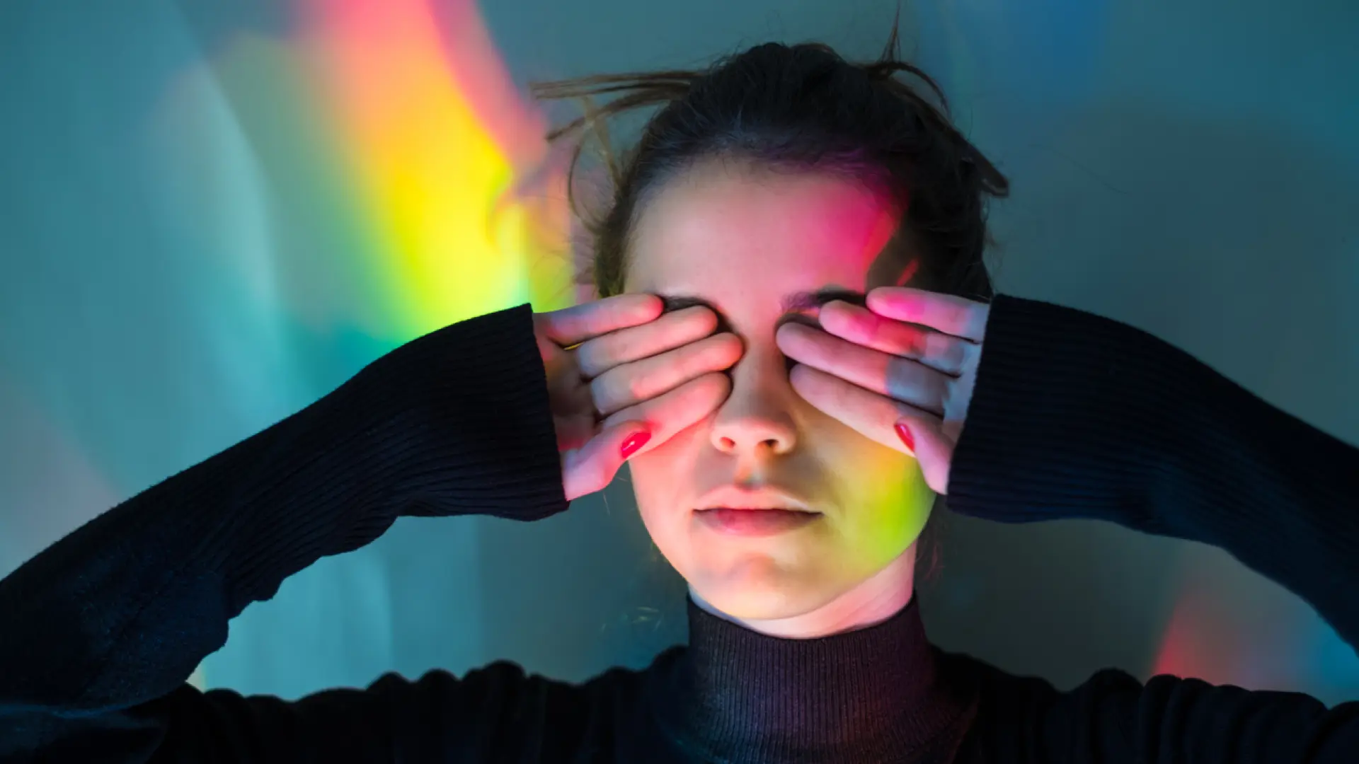 Qué es la enfermedad de Devic, la afección más propia en mujeres que ...